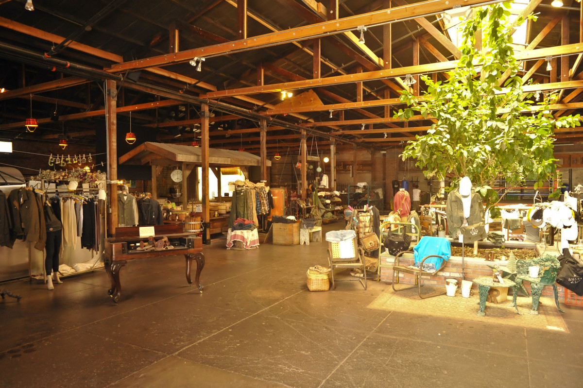 Best U.S. Cities for Vintage and Thrifty Shoppers - TheStreet