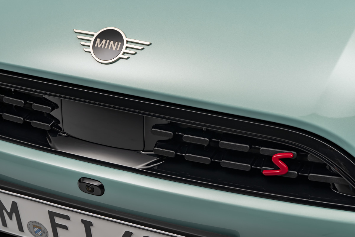 The new Mini Cooper is the last hurrah for its gas-powered lineup ...