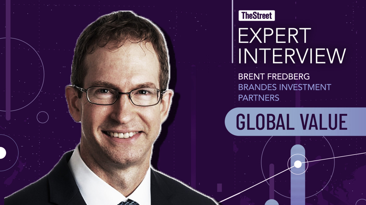 Veteran fund manager reveals 3 favorite global stocks - TheStreet