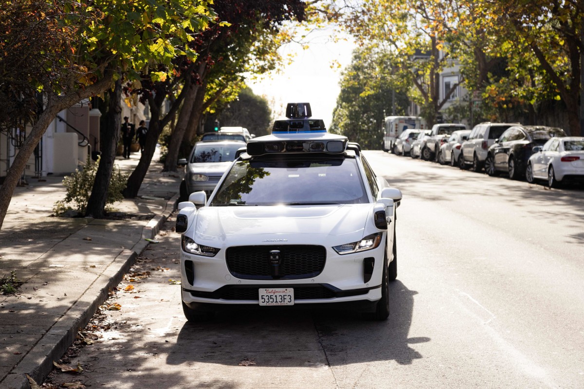 Local officials allow Waymo's robotaxis to share even more space with ...