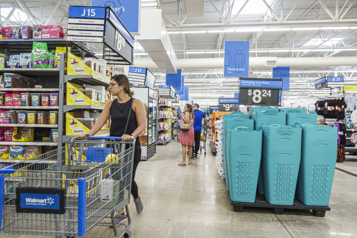 Walmart U.S. CEO shares great news for shoppers on a budget - TheStreet