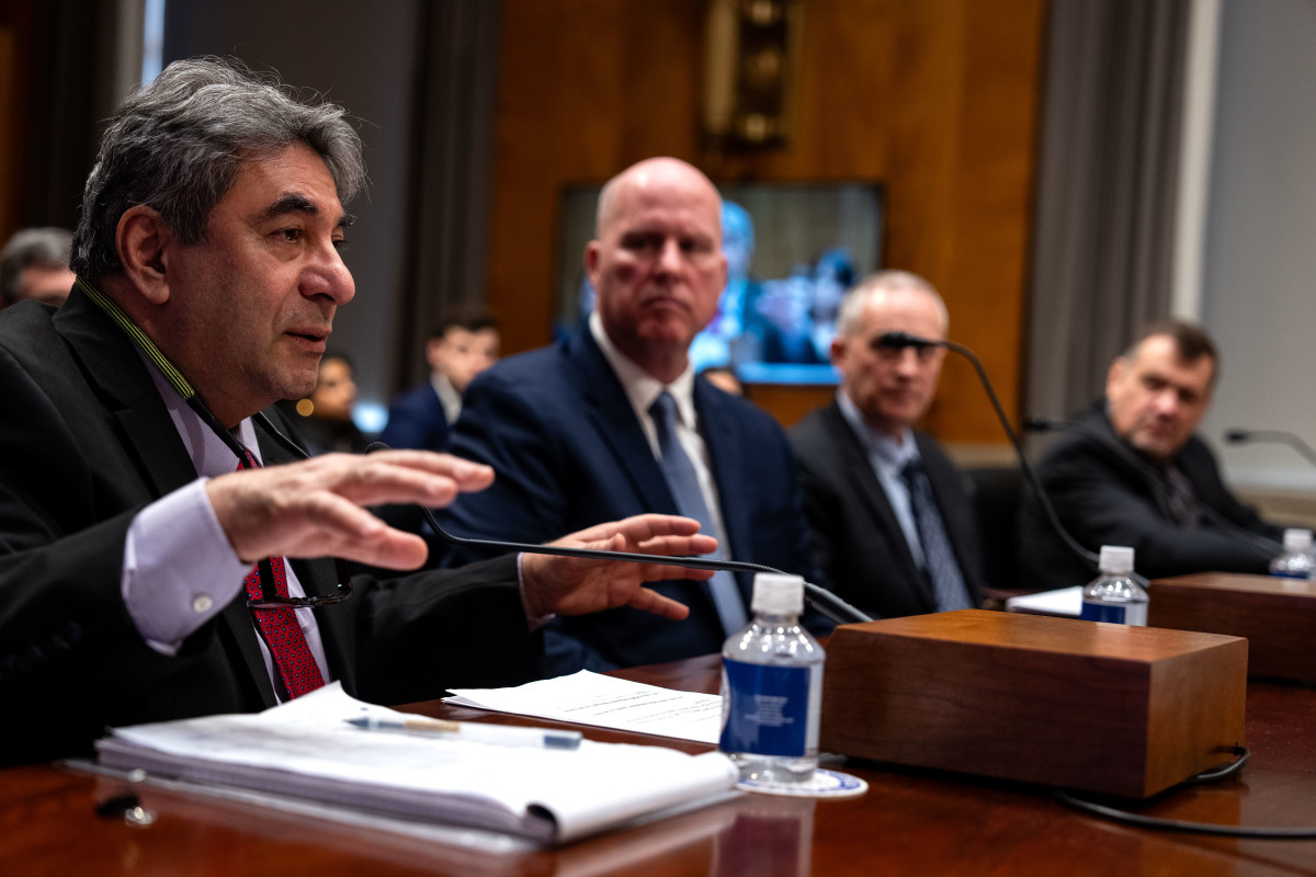 Boeing whistleblower says he received ‘physical threats’ over safety ...