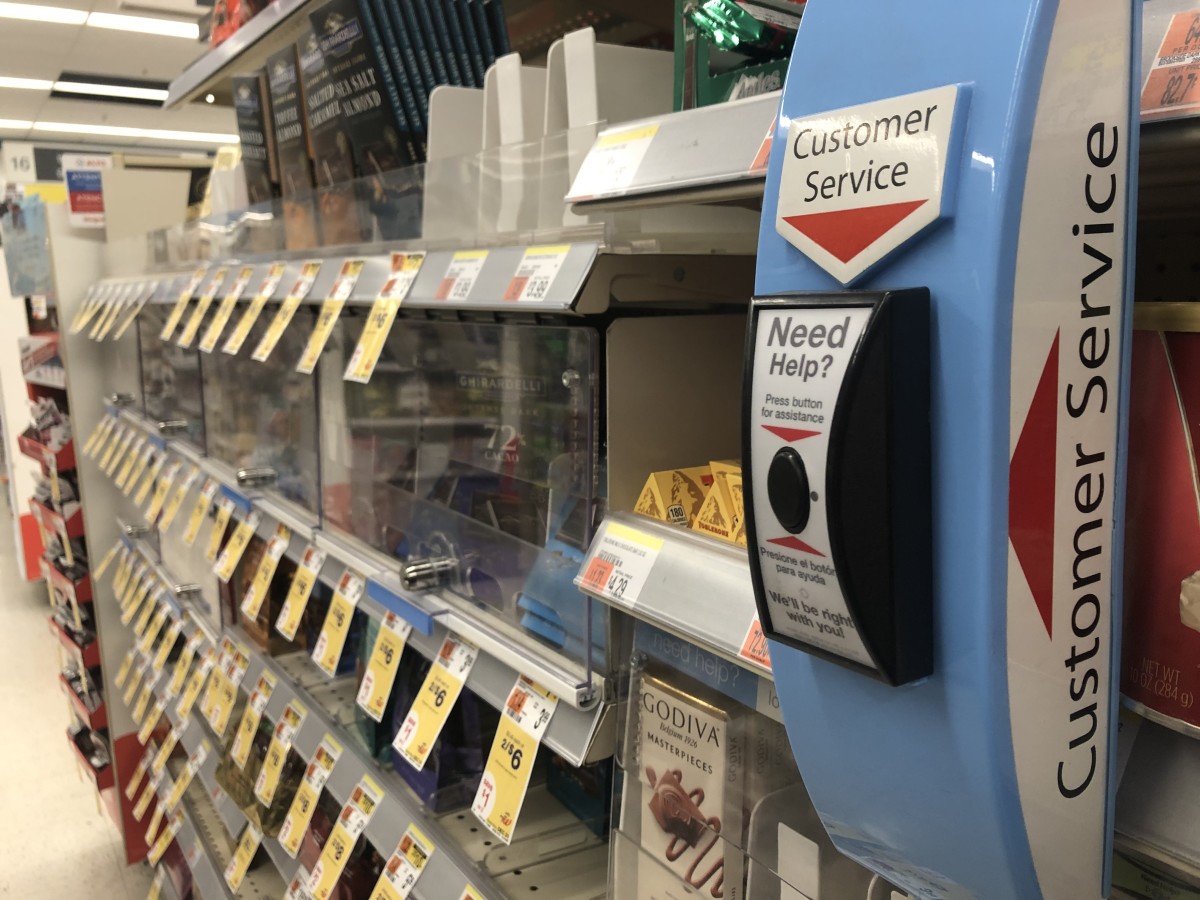 Another massive retailer is sounding the alarm about this scary in ...