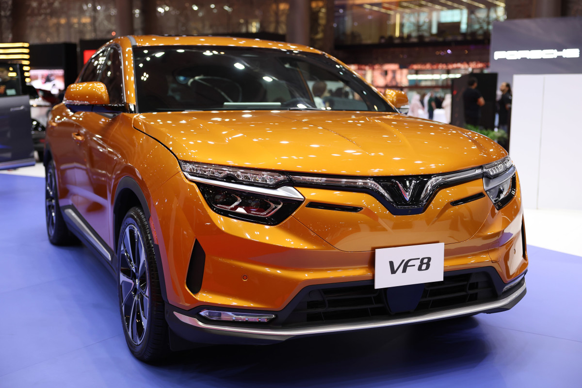 VinFast sells electric vehicles a way that Tesla doesn’t endorse ...