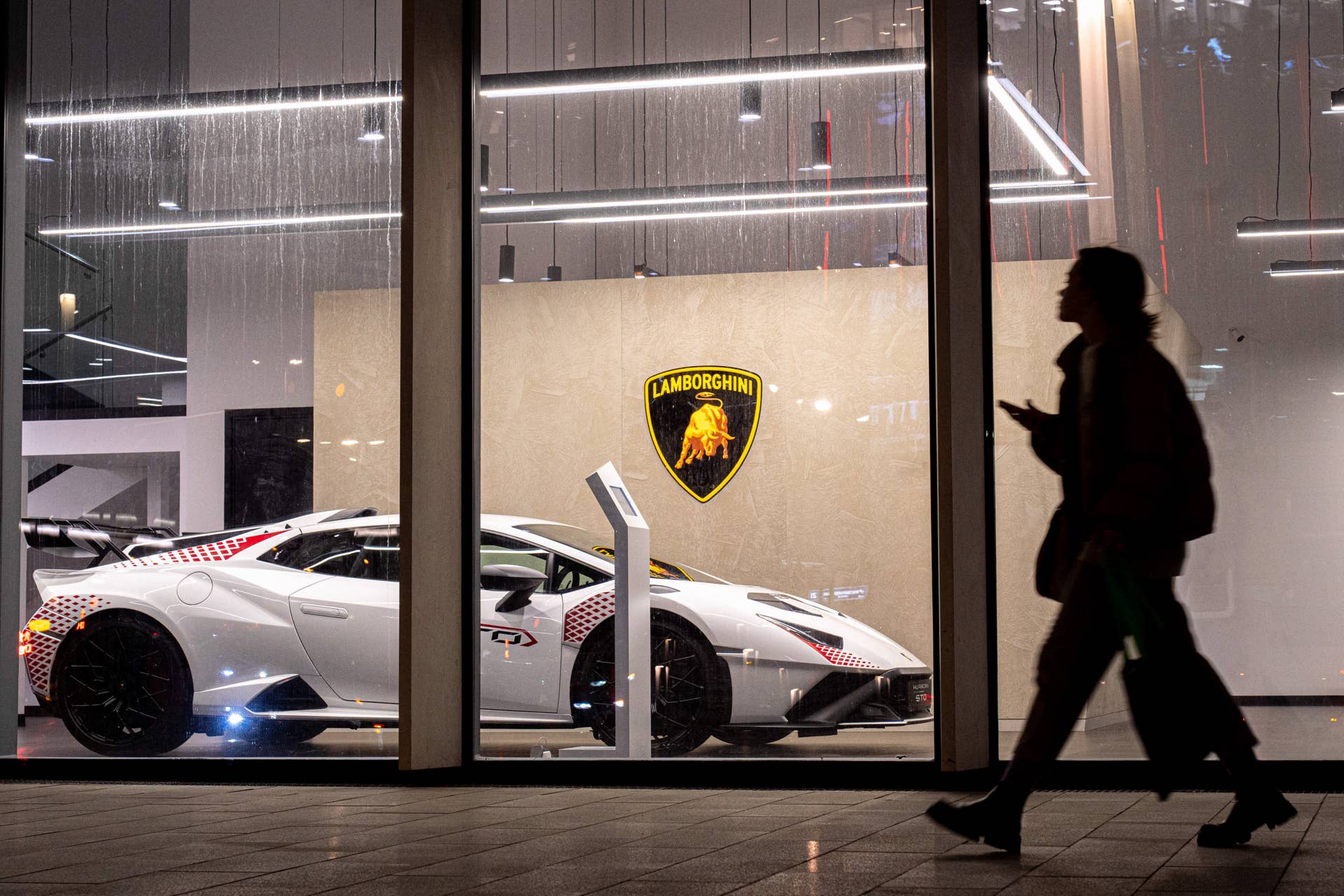 Car buyers aren't the only ones getting bad deals at the dealer - TheStreet