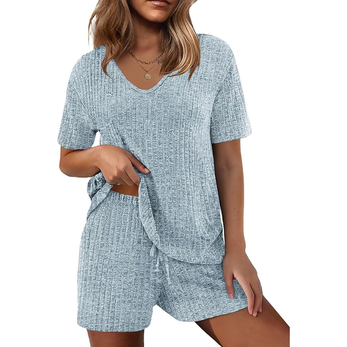 Amazon is selling a $29 summer loungewear set for only $14 - TheStreet