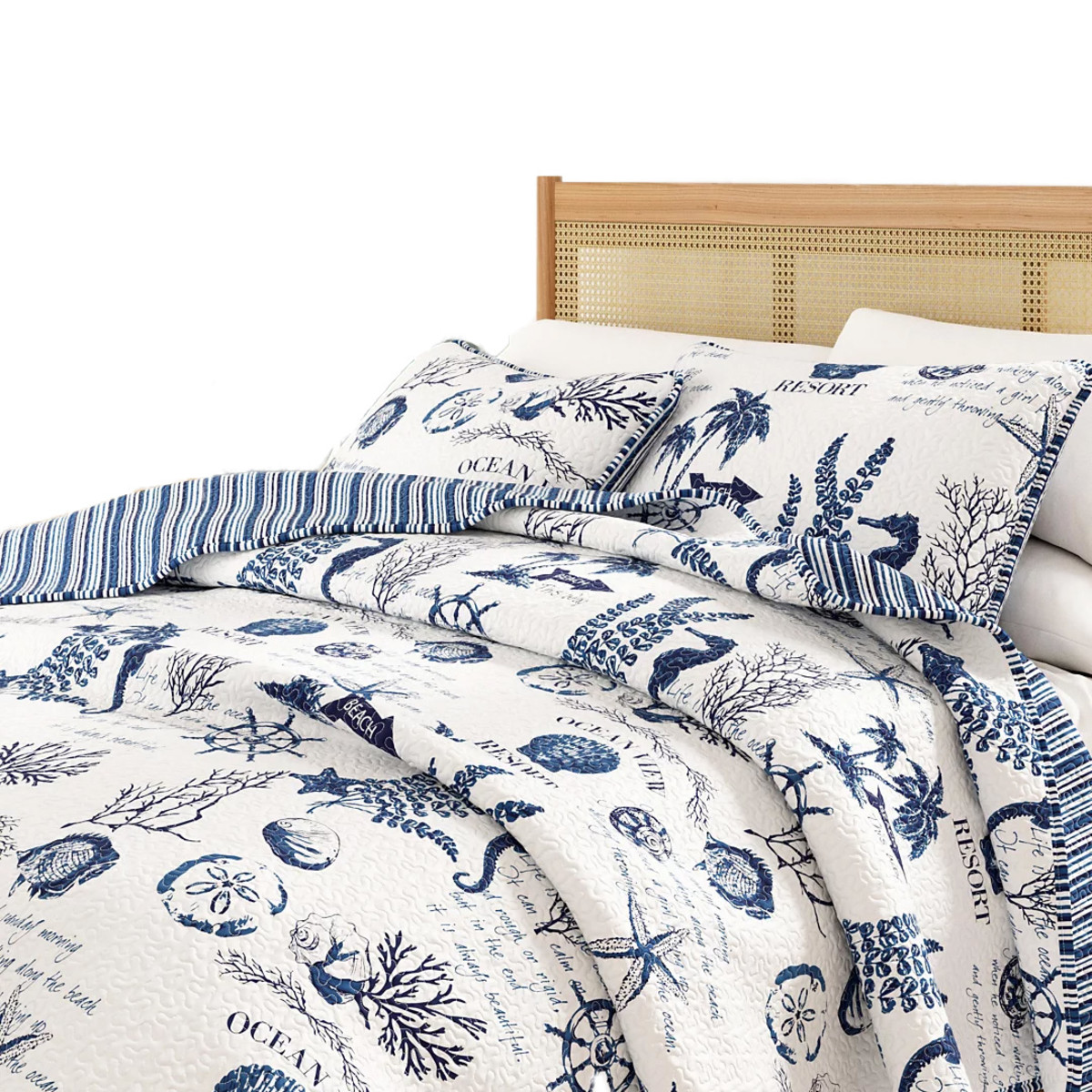 Macy's is selling a $150 quilt set for $90 - TheStreet