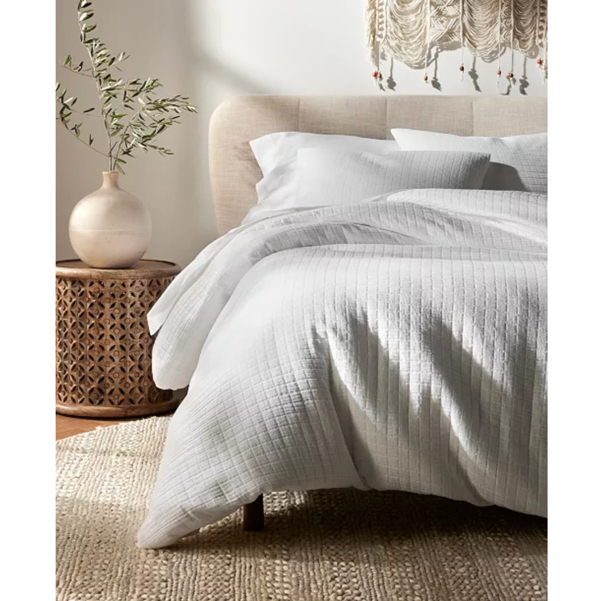 Macy's is selling a $255 lightweight quilt set for $76 - TheStreet