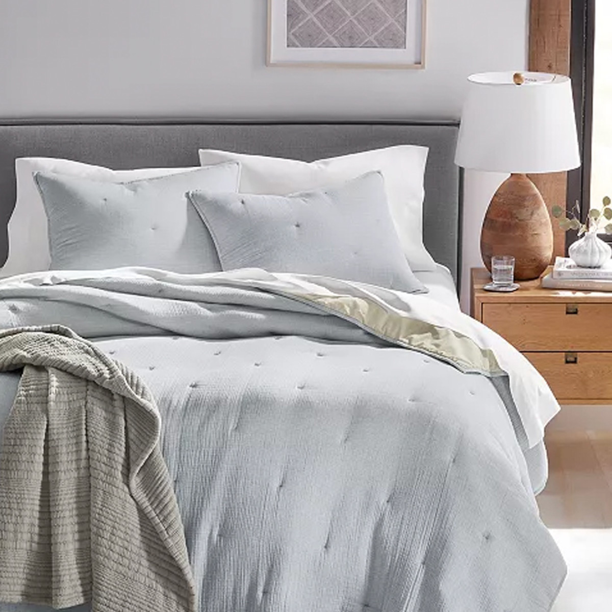 Macy's is selling a $145 quilt for just $43 - TheStreet