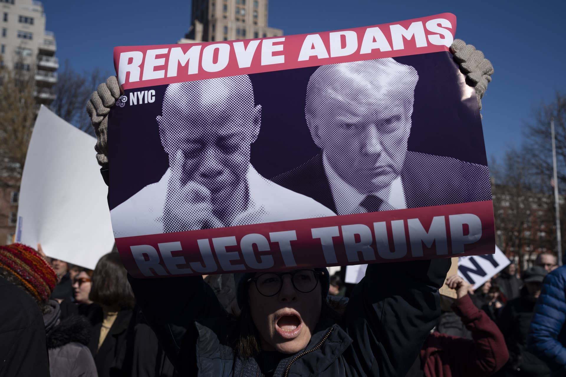 Eric Adams’ Trump-style memecoin crashes 80% within minutes - TheStreet ...