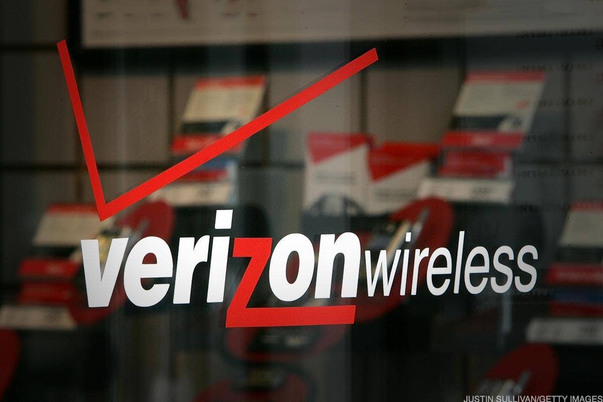 Verizon's 5G Broadband Service Is Both Promising and Filled with Fine ...
