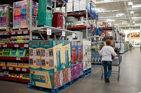 Inside Sam's Club's Attempt to Dethrone Costco as the King of Bulk ...