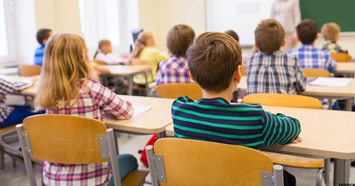 Pearson Tumbles on U.S. School-Test Woes; AFT to Protest at AGM - TheStreet