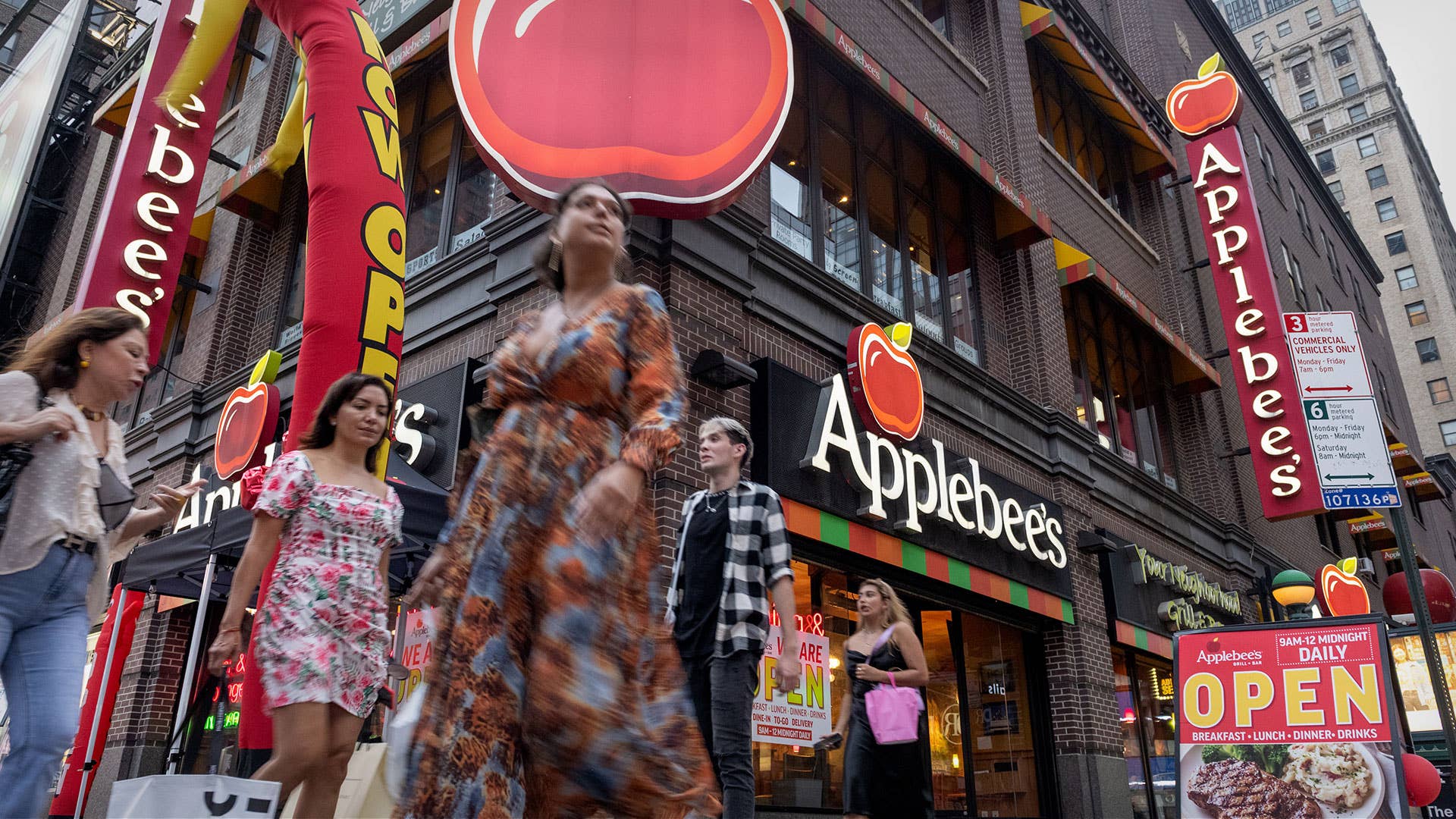 Applebee's uses value to drive major comeback - TheStreet