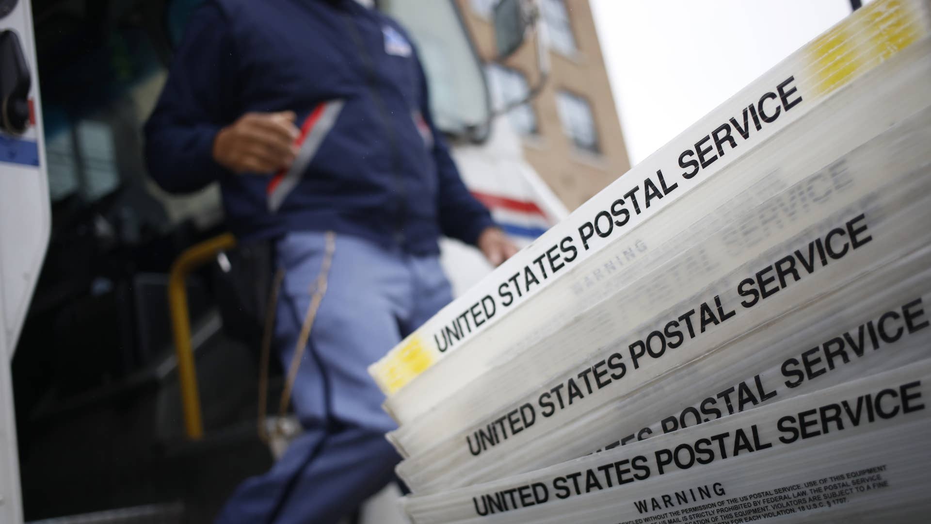 Post office jobs: How much can you make working for USPS? - TheStreet
