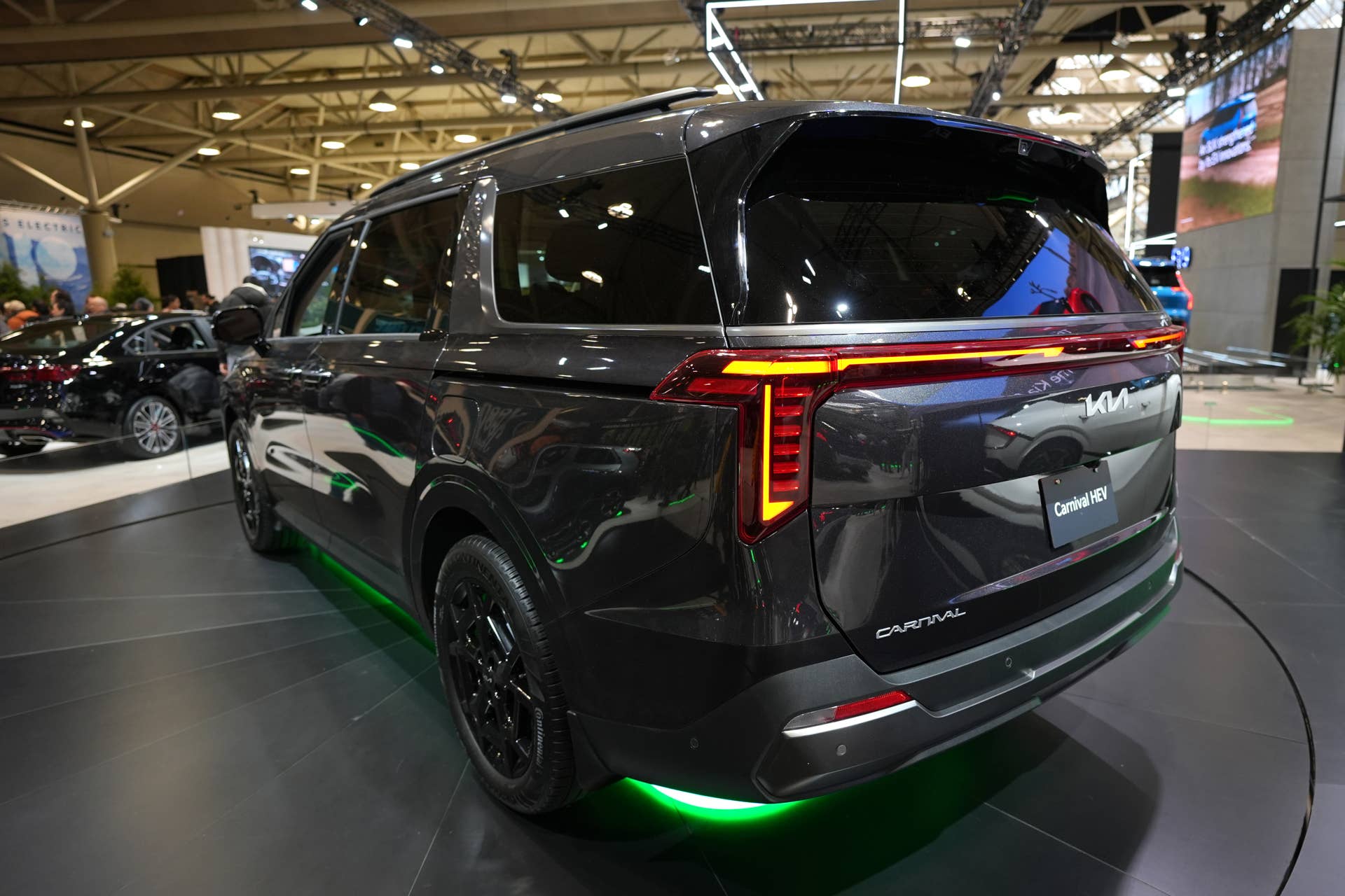 The 5 best minivans for growing families (ranked) - TheStreet