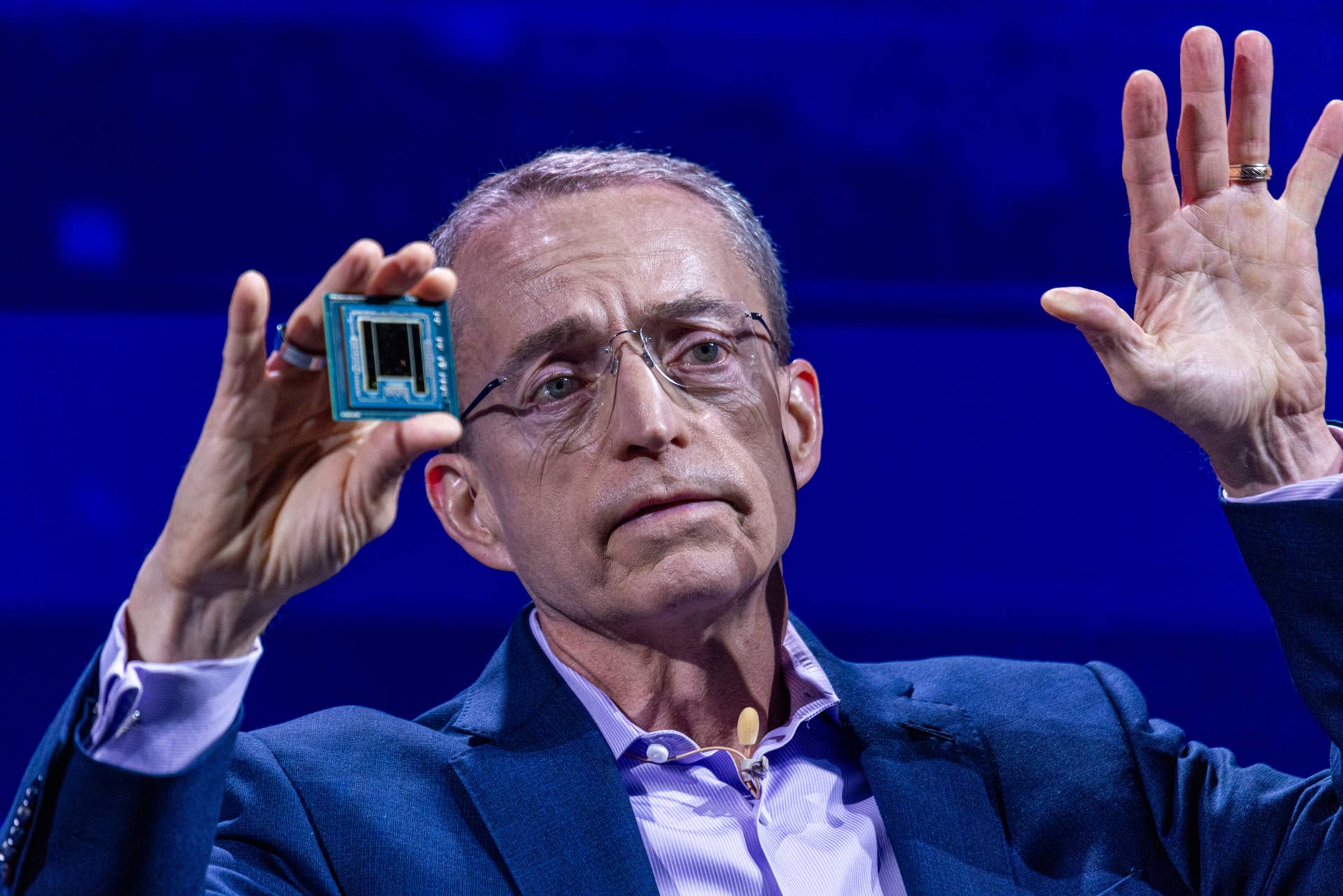 Former Intel CEO drops curt 2-word verdict on AI - TheStreet