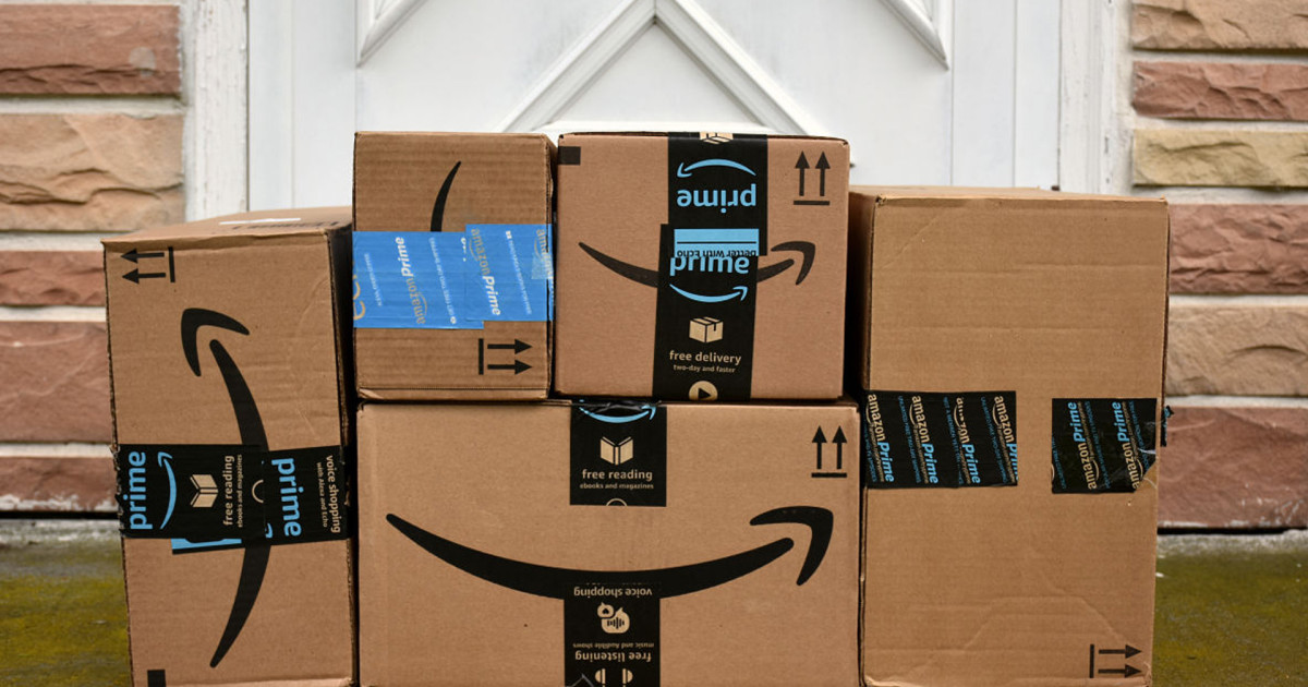 Amazon's bestselling compact ceramic space heater is $23 - TheStreet