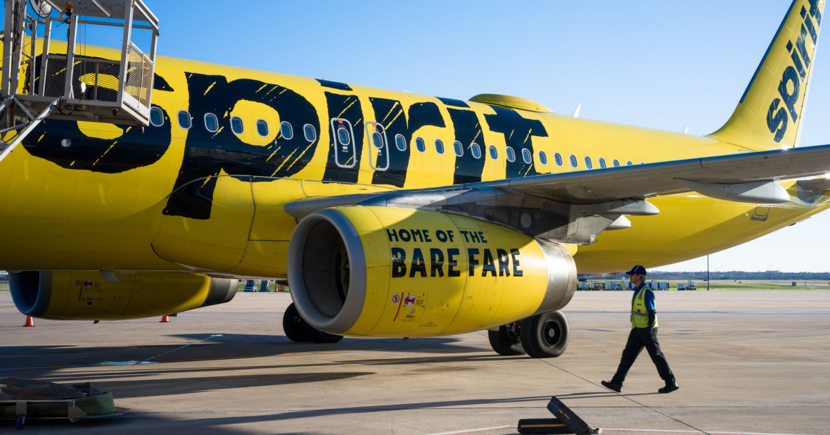 Spirit Airlines stock is in a crater amid second bankruptcy - TheStreet