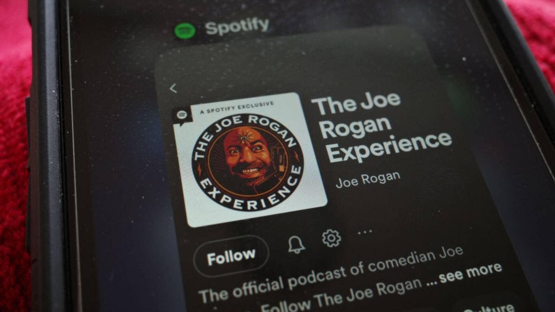 Joe Rogan shares blunt 4-word warning on common food staple - TheStreet