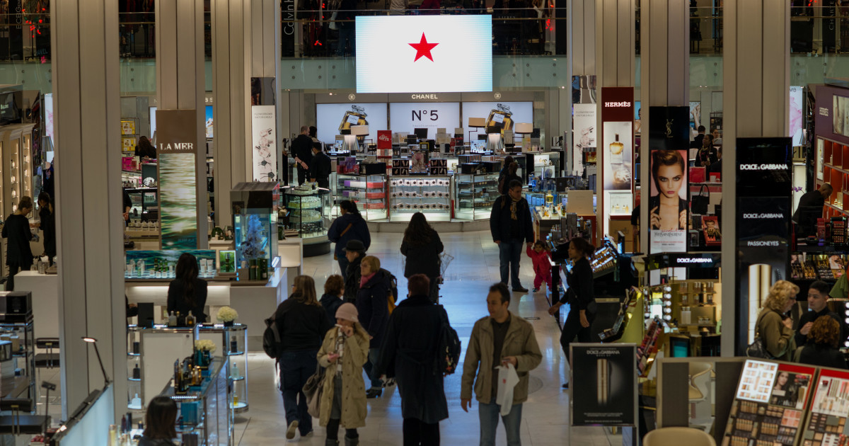 Macy's is selling a $250 diamond bracelet for $75 - TheStreet