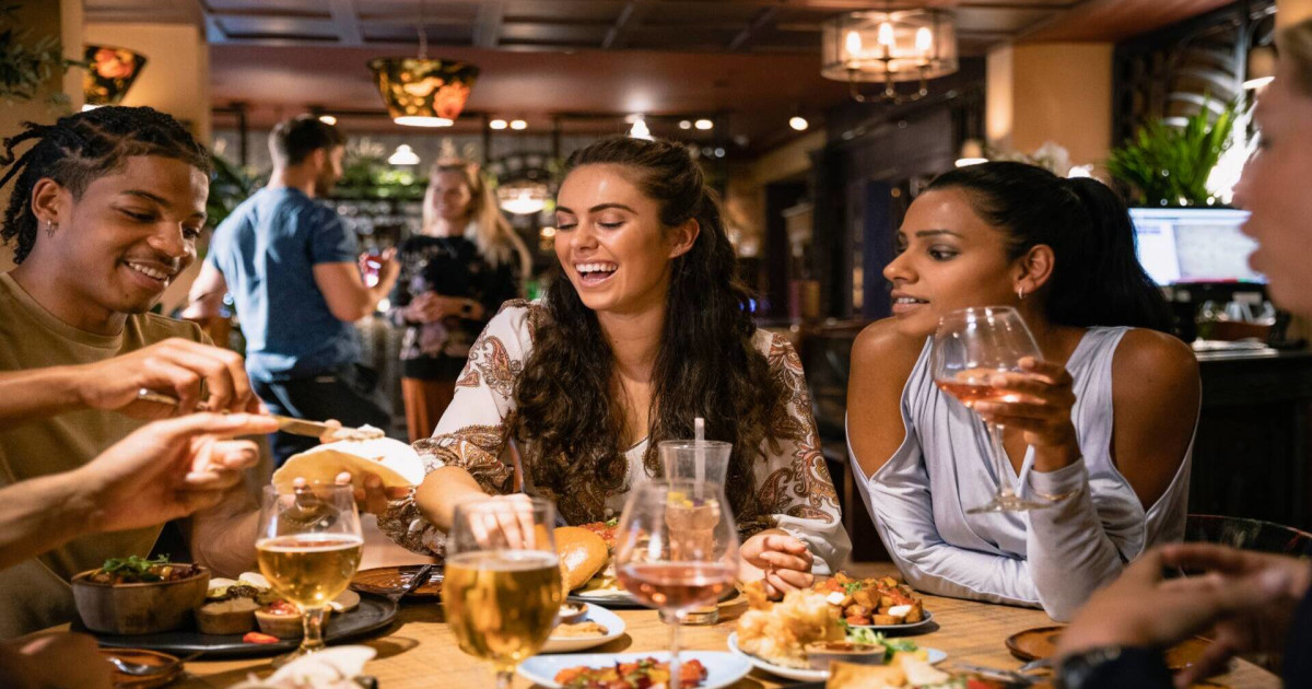 Bankrupt Italian restaurant chain seeks Chapter 7 liquidation - TheStreet