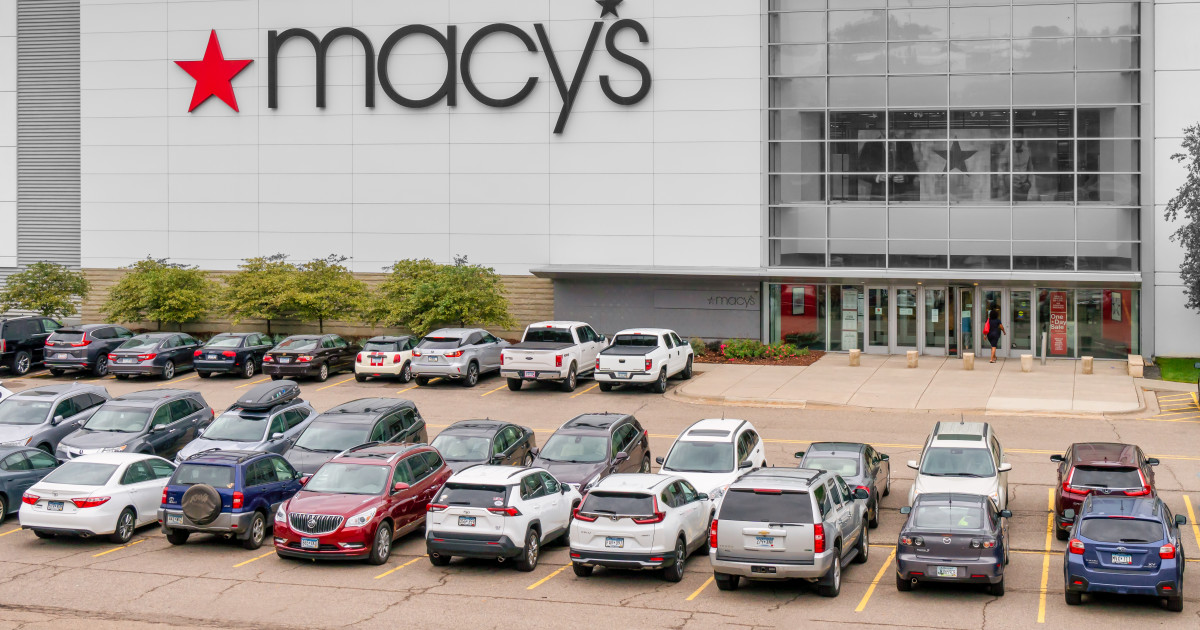 Macy's is selling a $320 Cole Haan coat for $160 - TheStreet