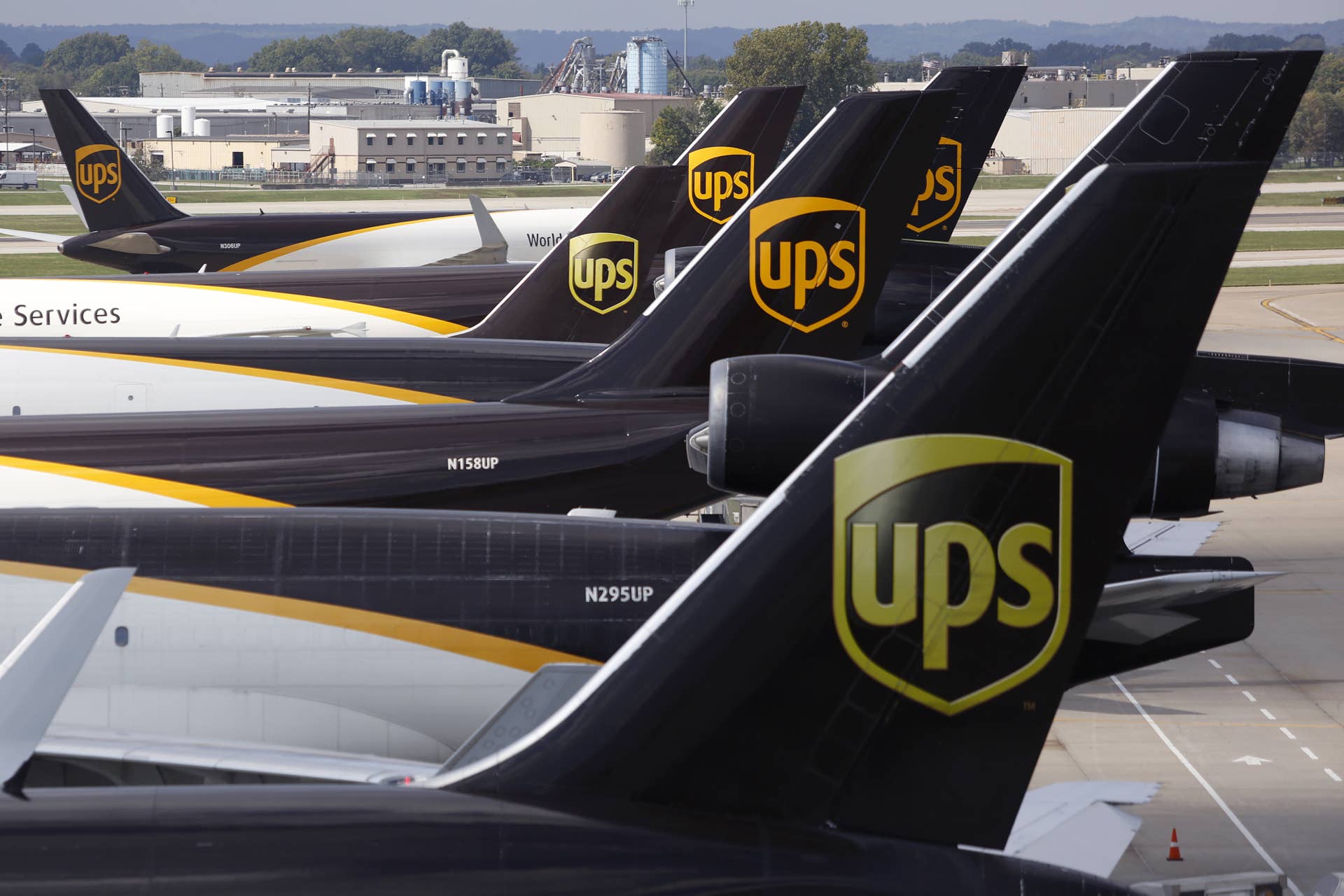 UPS Pilot salaries: What they do & how much they get paid - TheStreet