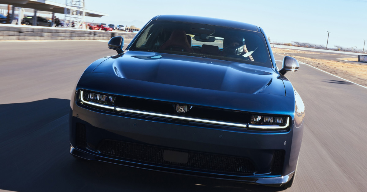 Stellantis exec makes bold prediction for 2025 - TheStreet