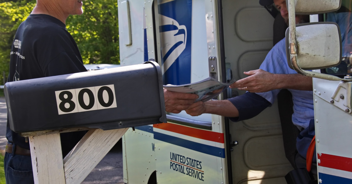 USPS delivers bad news for customers ahead of holiday season - TheStreet