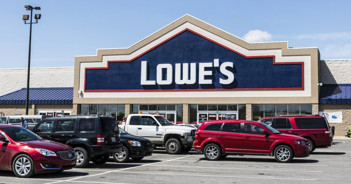 Lowe's is selling a 40-gallon storage tote for $17 - TheStreet