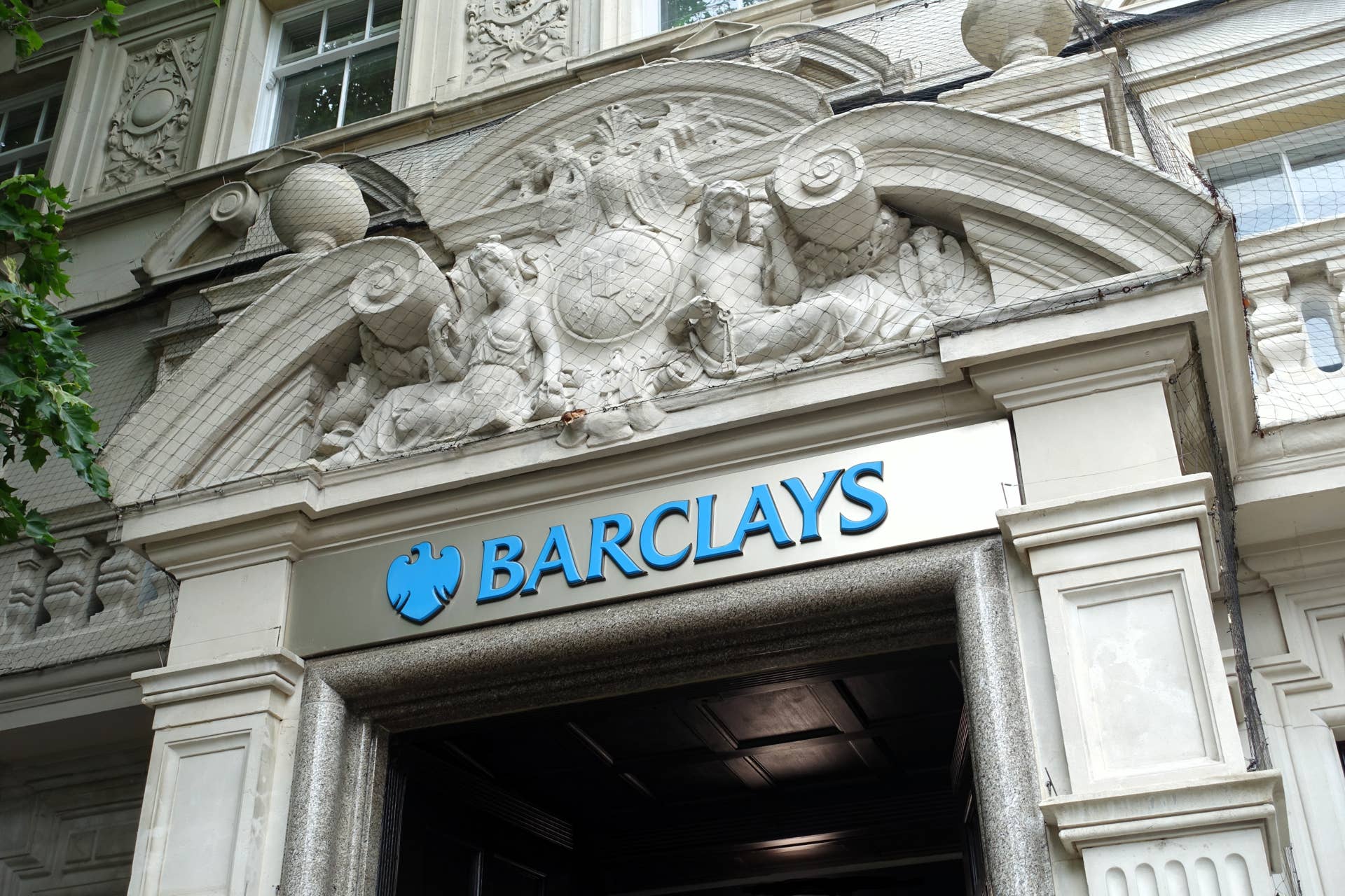 Eli Lilly: HSBC drops blunt verdict on 150-year-old dividend stock ...