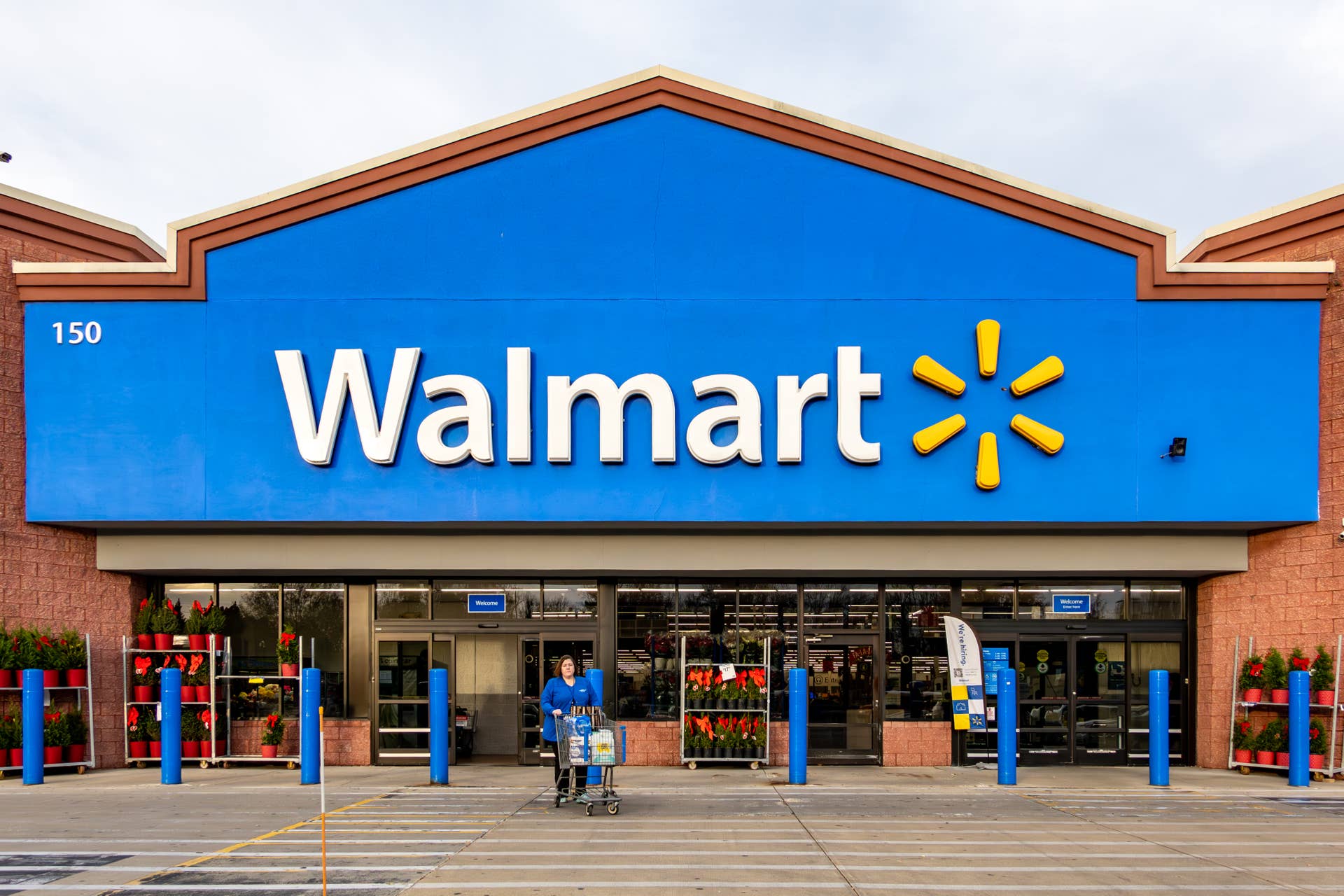 Walmart closes stores for weeks to test new perks for shoppers - TheStreet