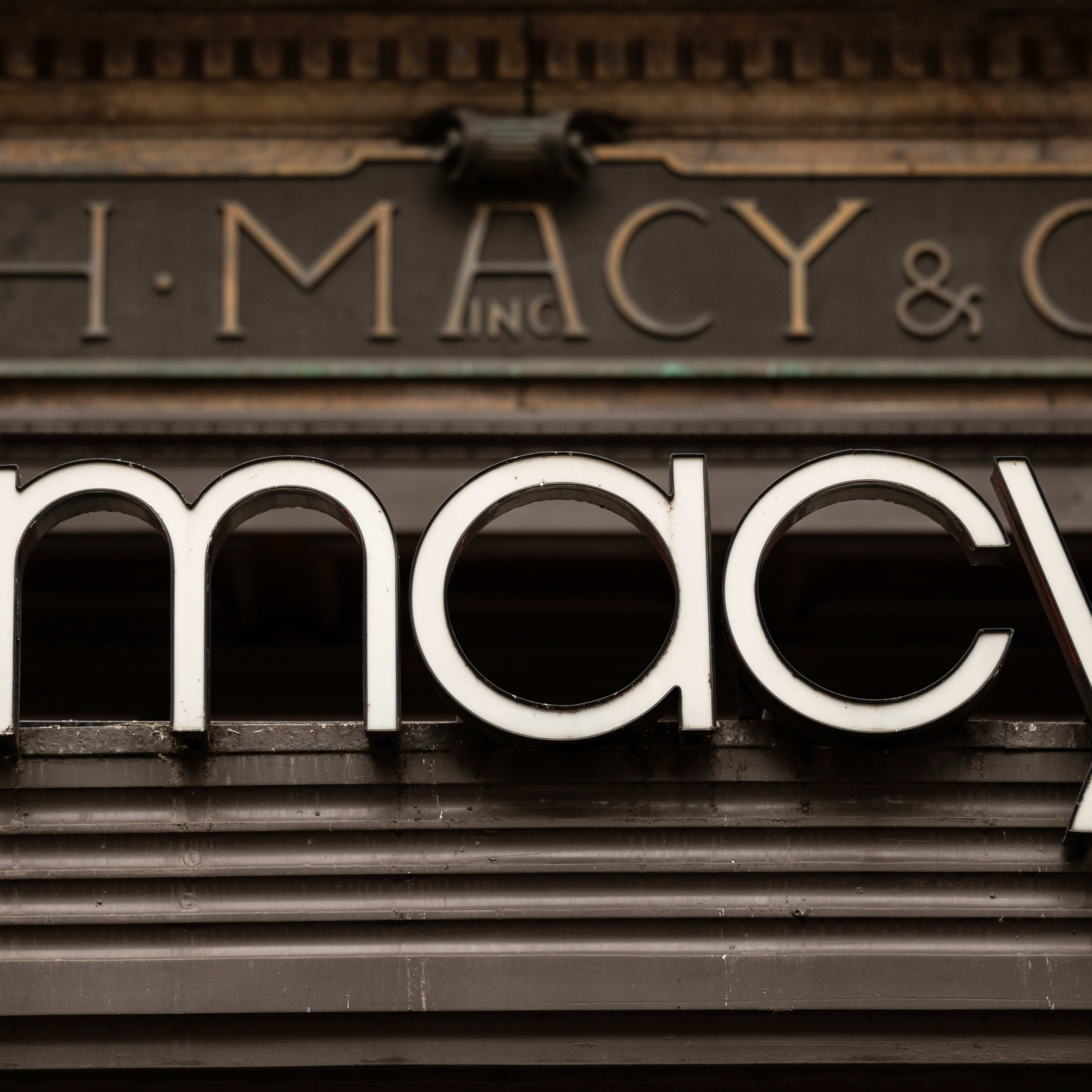 Home Depot CEO sounds alarm on troubling customer trend in stores ...