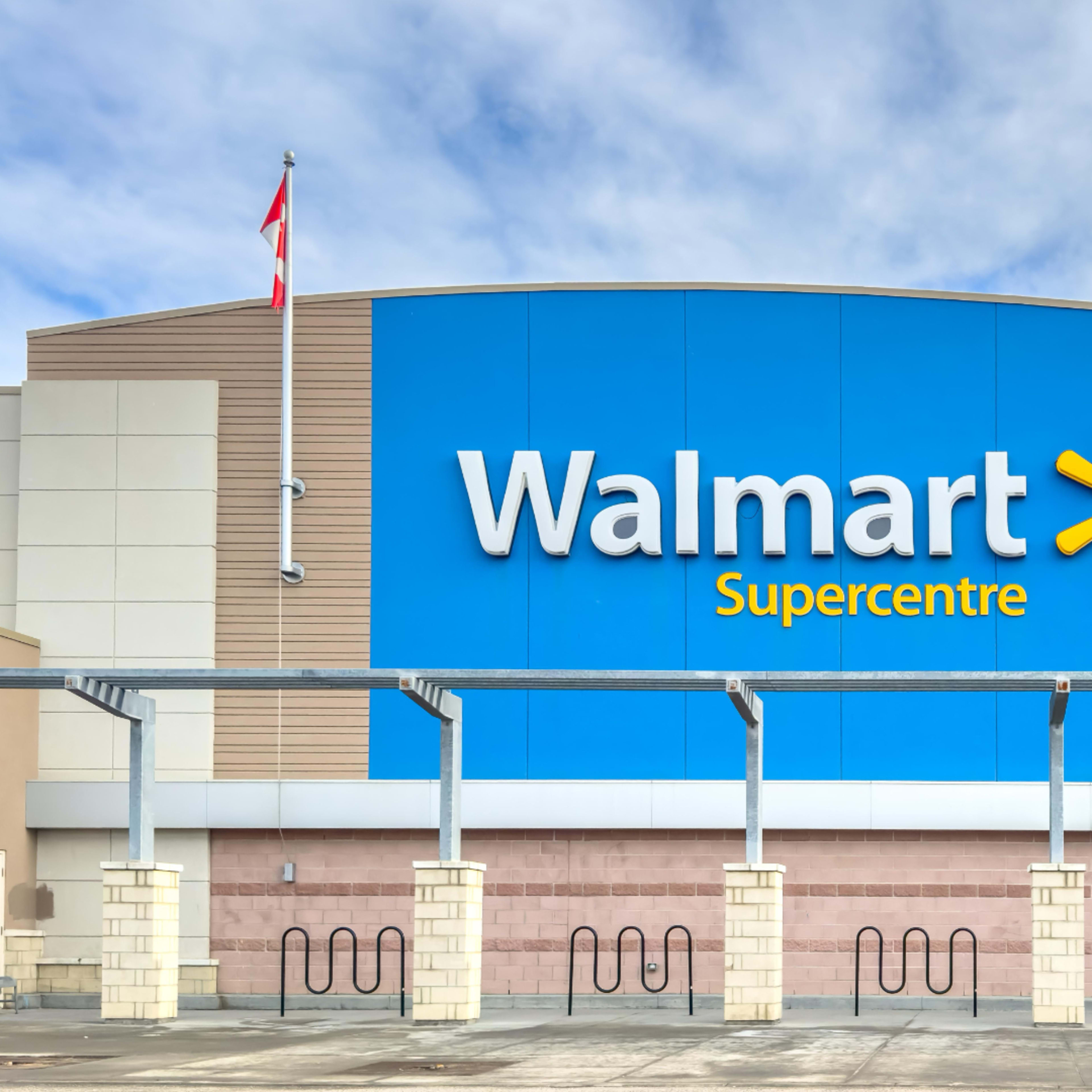 Amazon is selling 99 feet of Christmas string lights for $75 - TheStreet