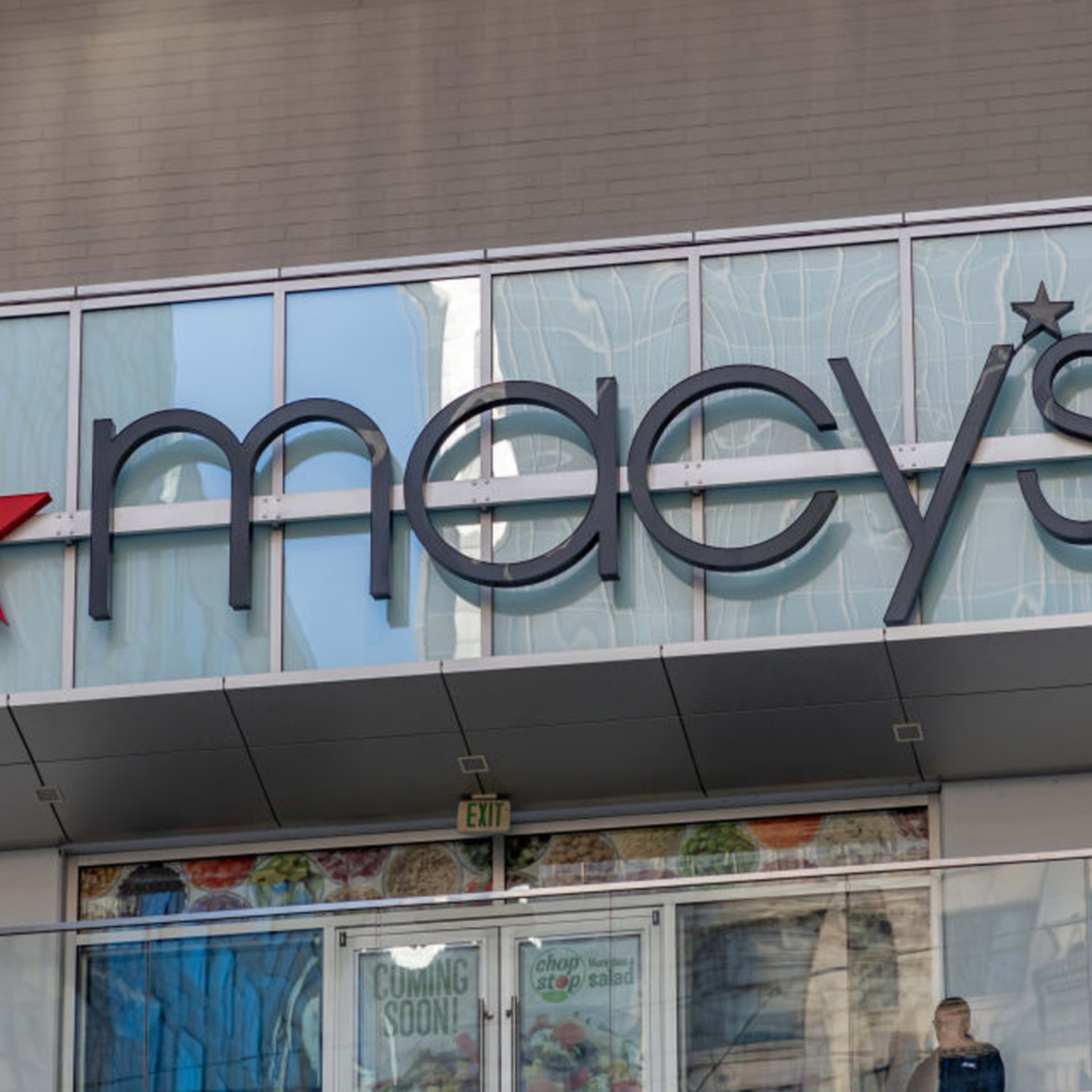 Macy's is selling a $82 Black & Decker toaster oven for $40 - TheStreet