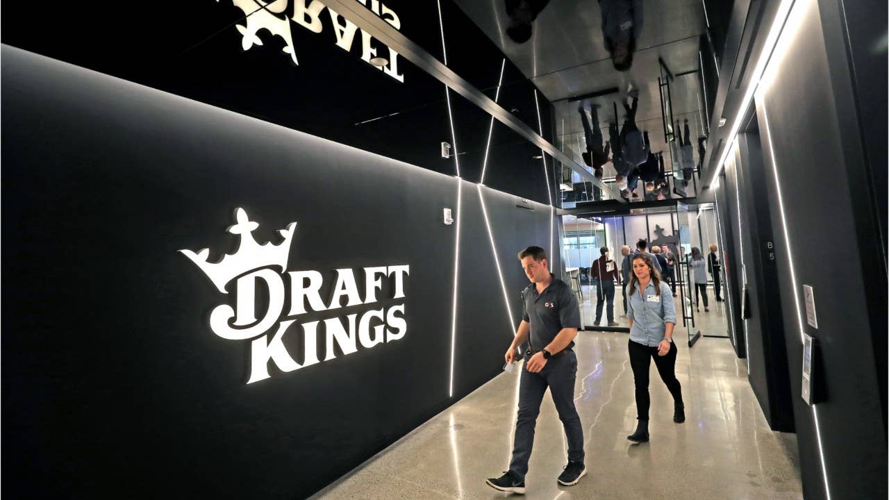 Analysts adjust DraftKings stock price target following earnings ...