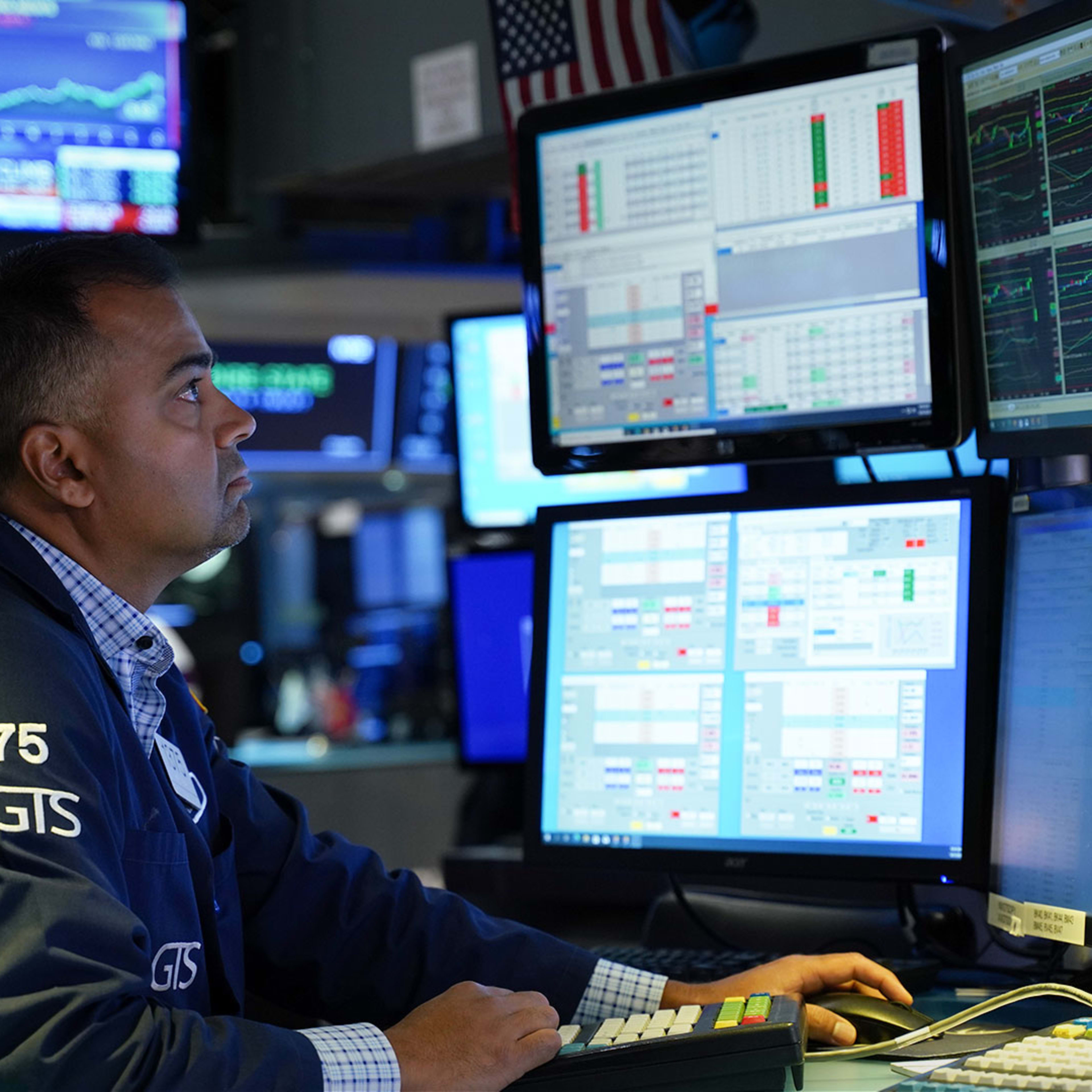 Stock Market Today: Stocks plunge as Trump won't rule out recession risk - TheStreet