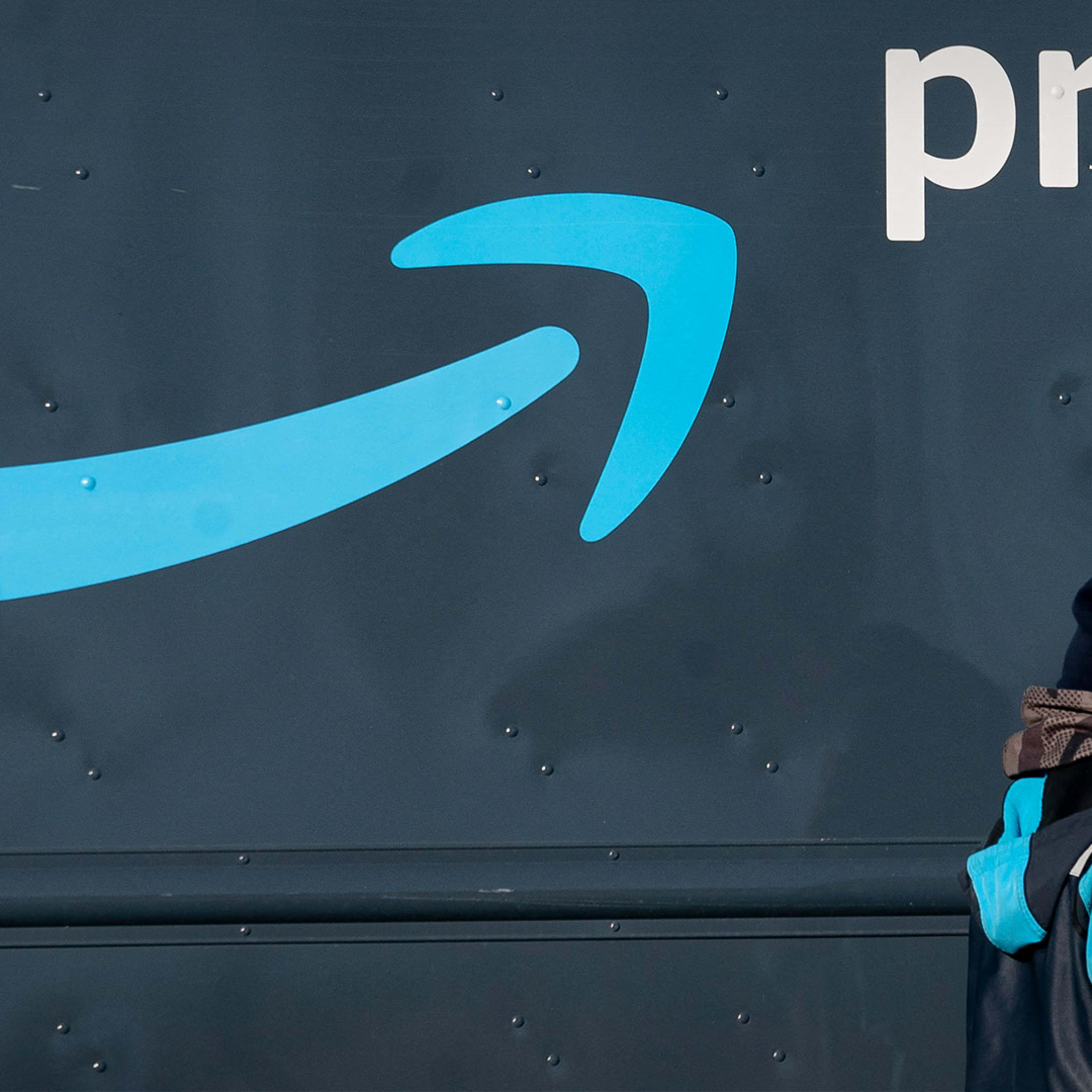 Amazon is selling a $1,700 laptop for $499 - TheStreet