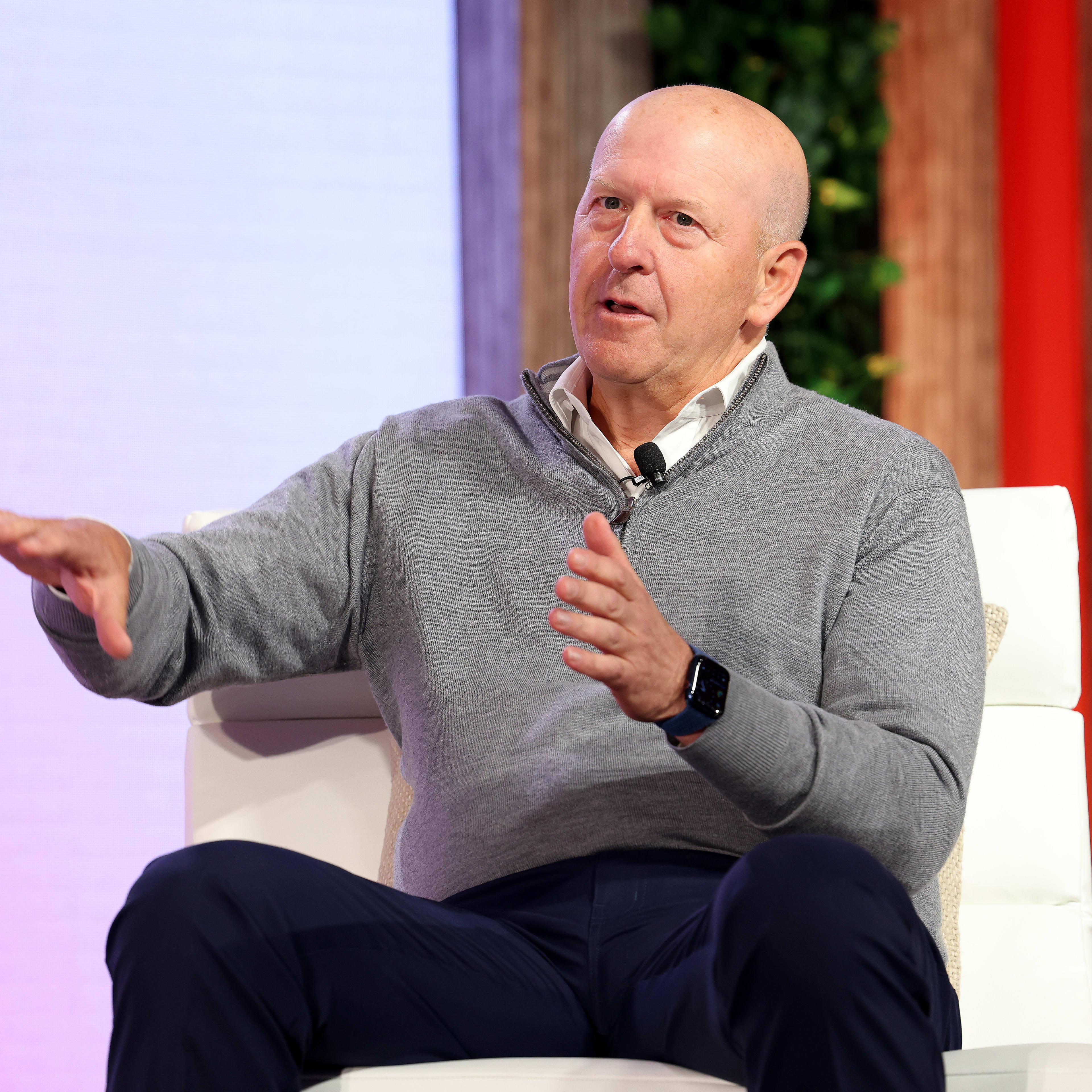 Analyst reveals top sectors for fourth-quarter earnings growth - TheStreet