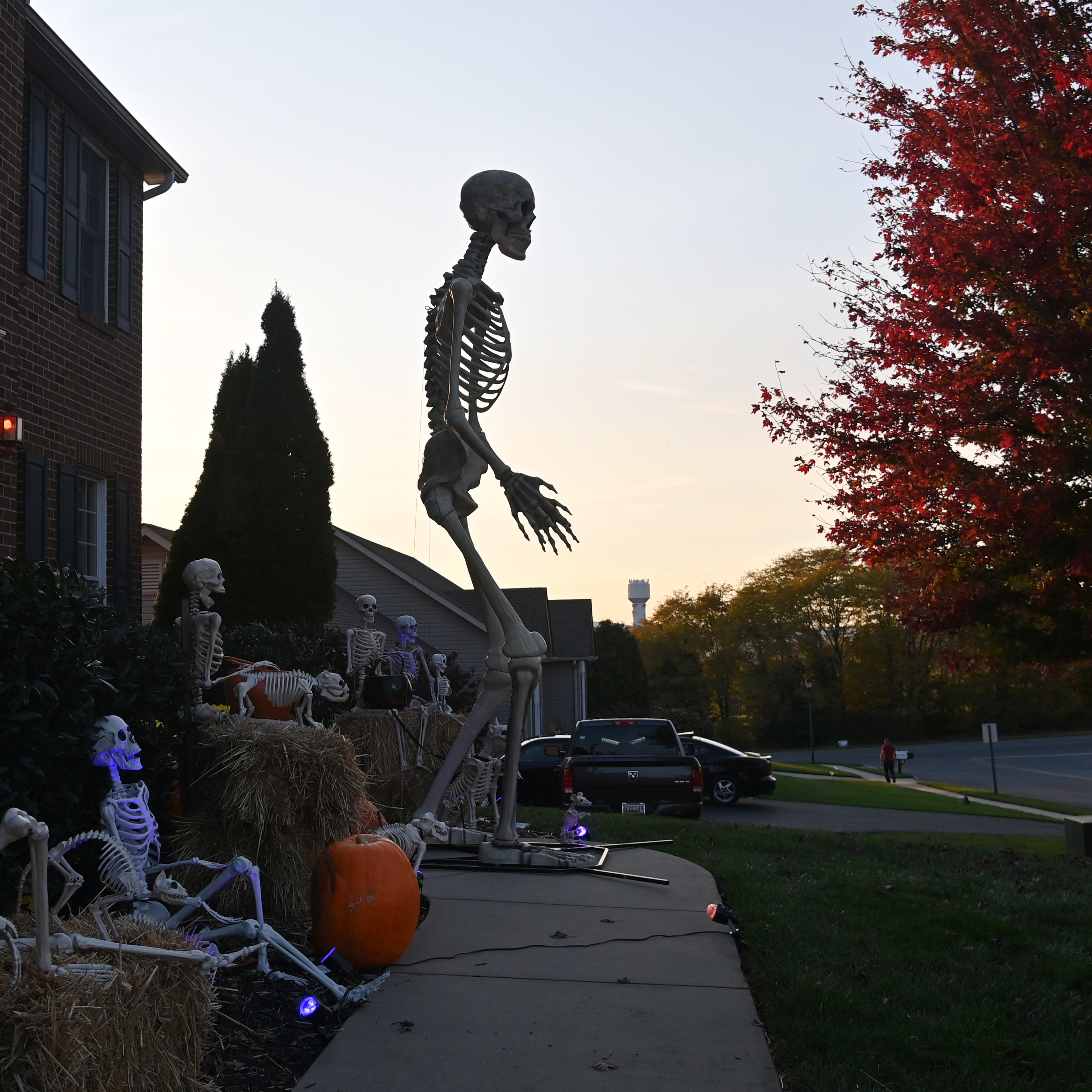Lowe’s Halloween decorations 2024: Everything you need to know - TheStreet