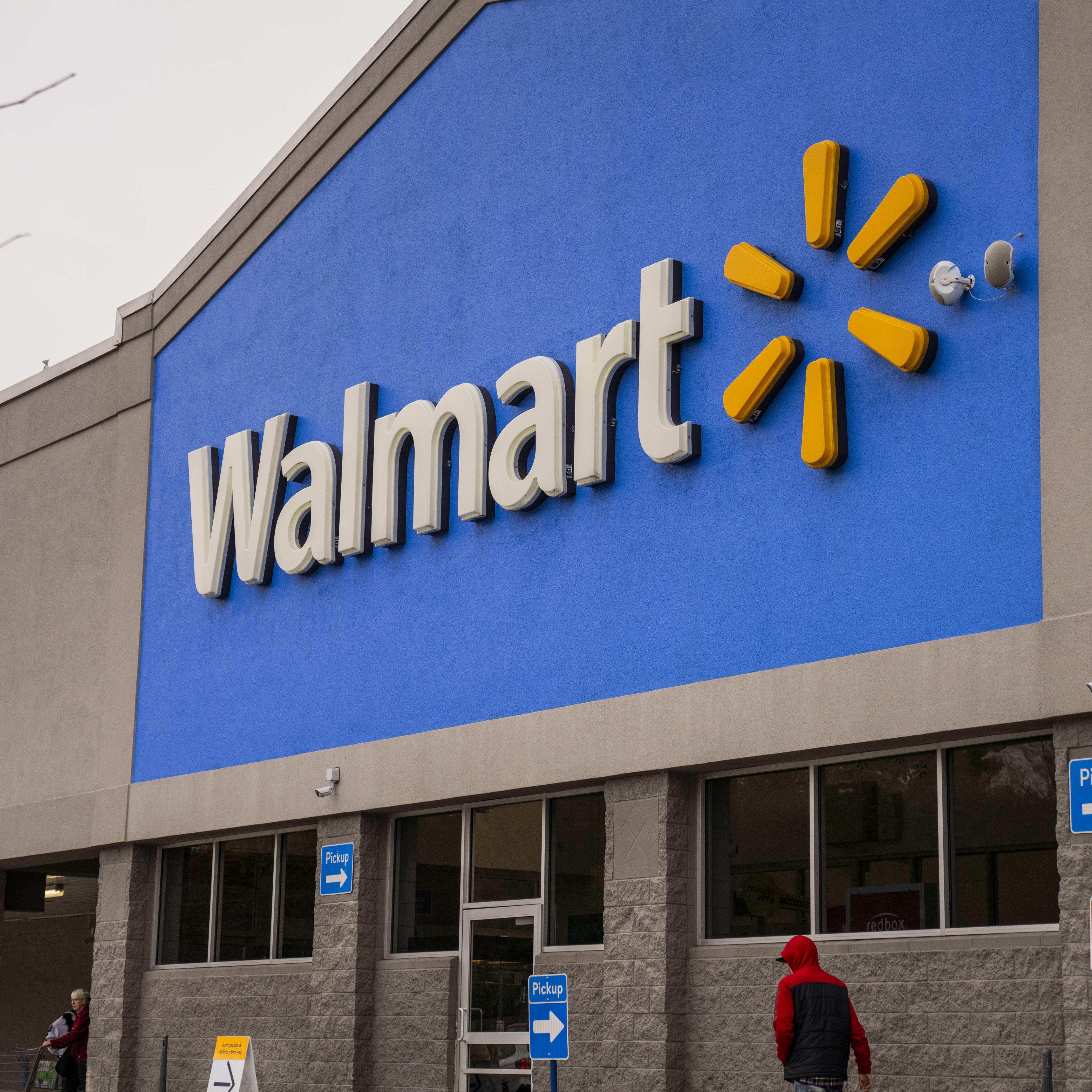 How much does Walmart pay? Salary, benefits, and what to know about the ...