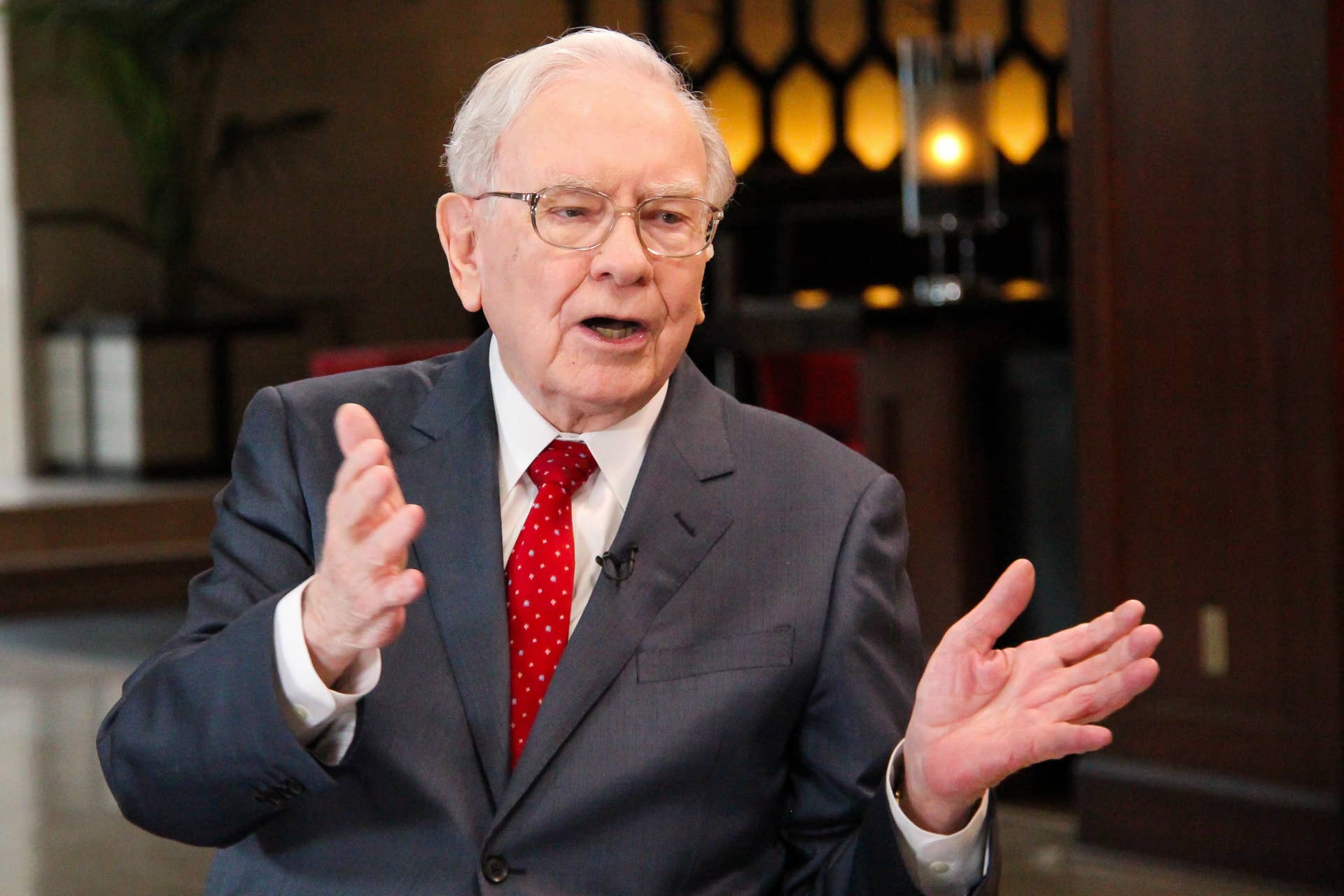 Warren Buffett's latest declaration devastated this one stock - TheStreet