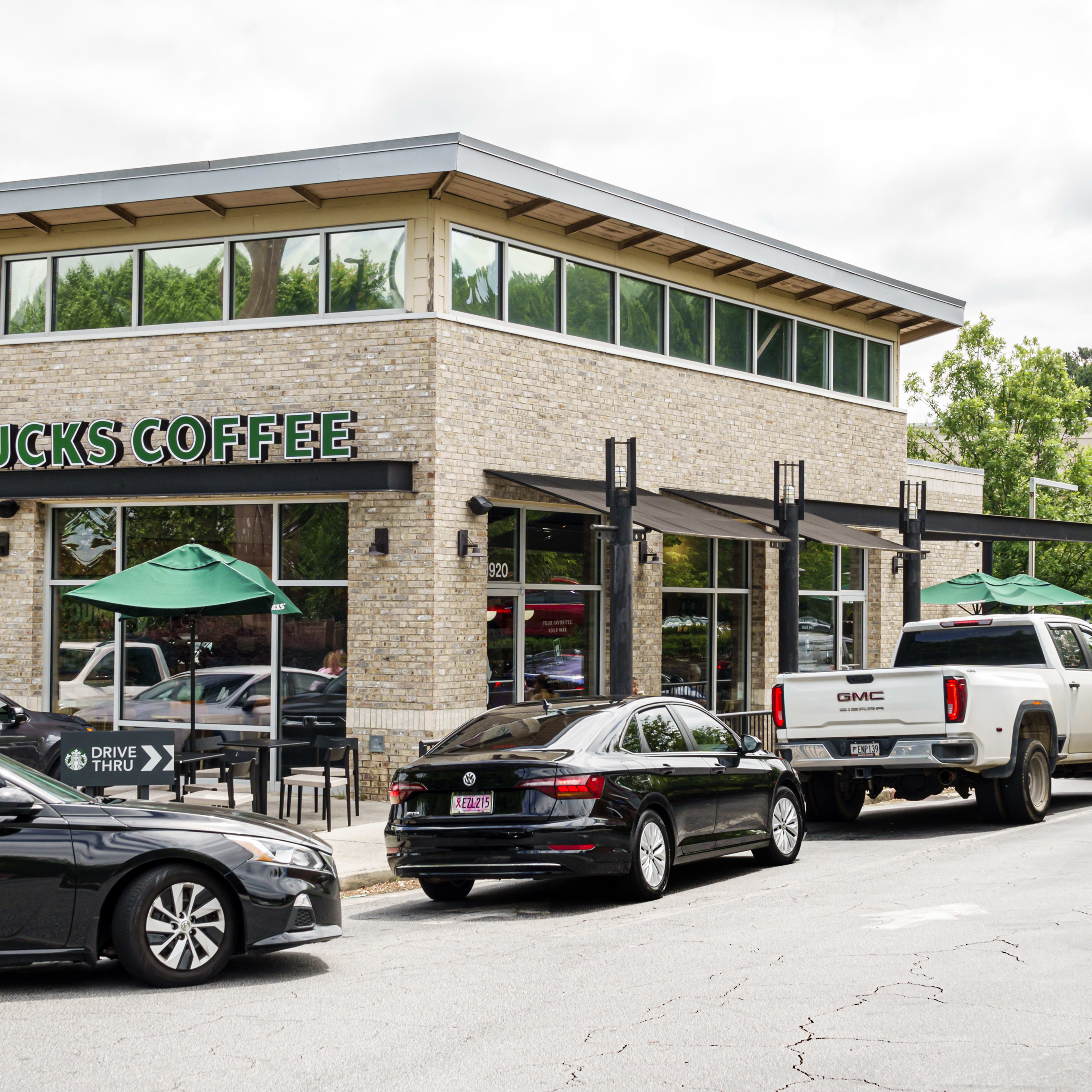 Starbucks makes shocking pricing move customers will love - TheStreet