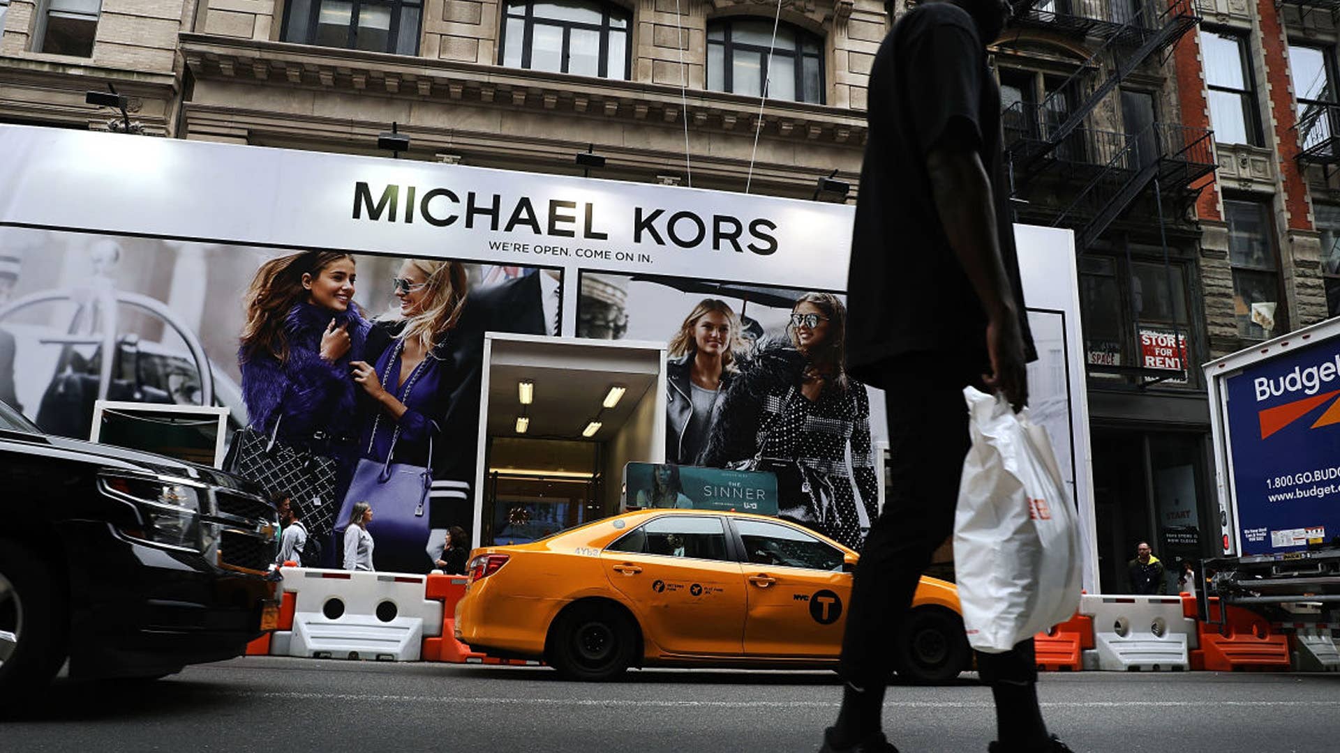 Every Dinosaur in The Jurassic Park and Jurassic World Movies - TheStreet