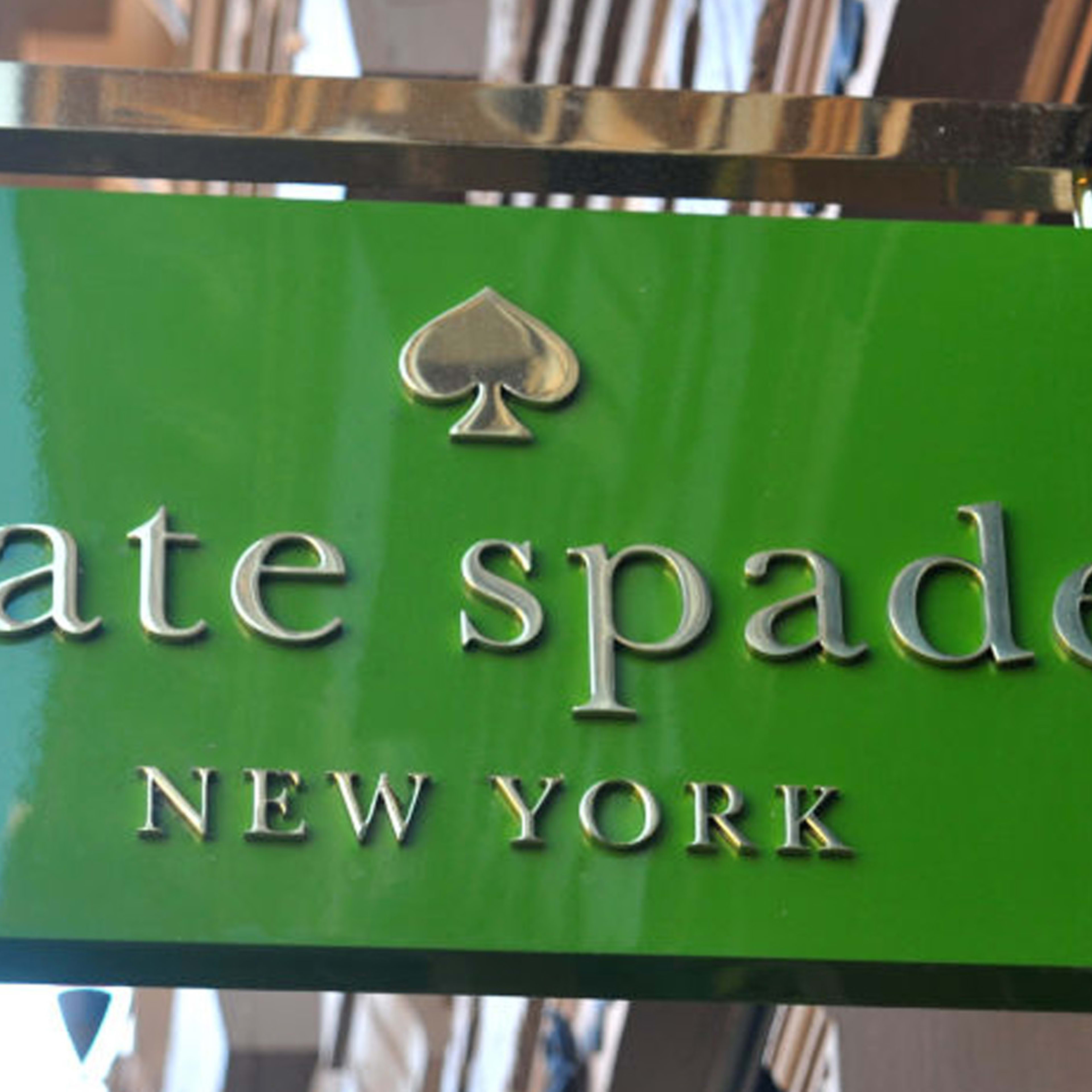 Home Depot CEO sounds alarm on troubling customer trend in stores ...