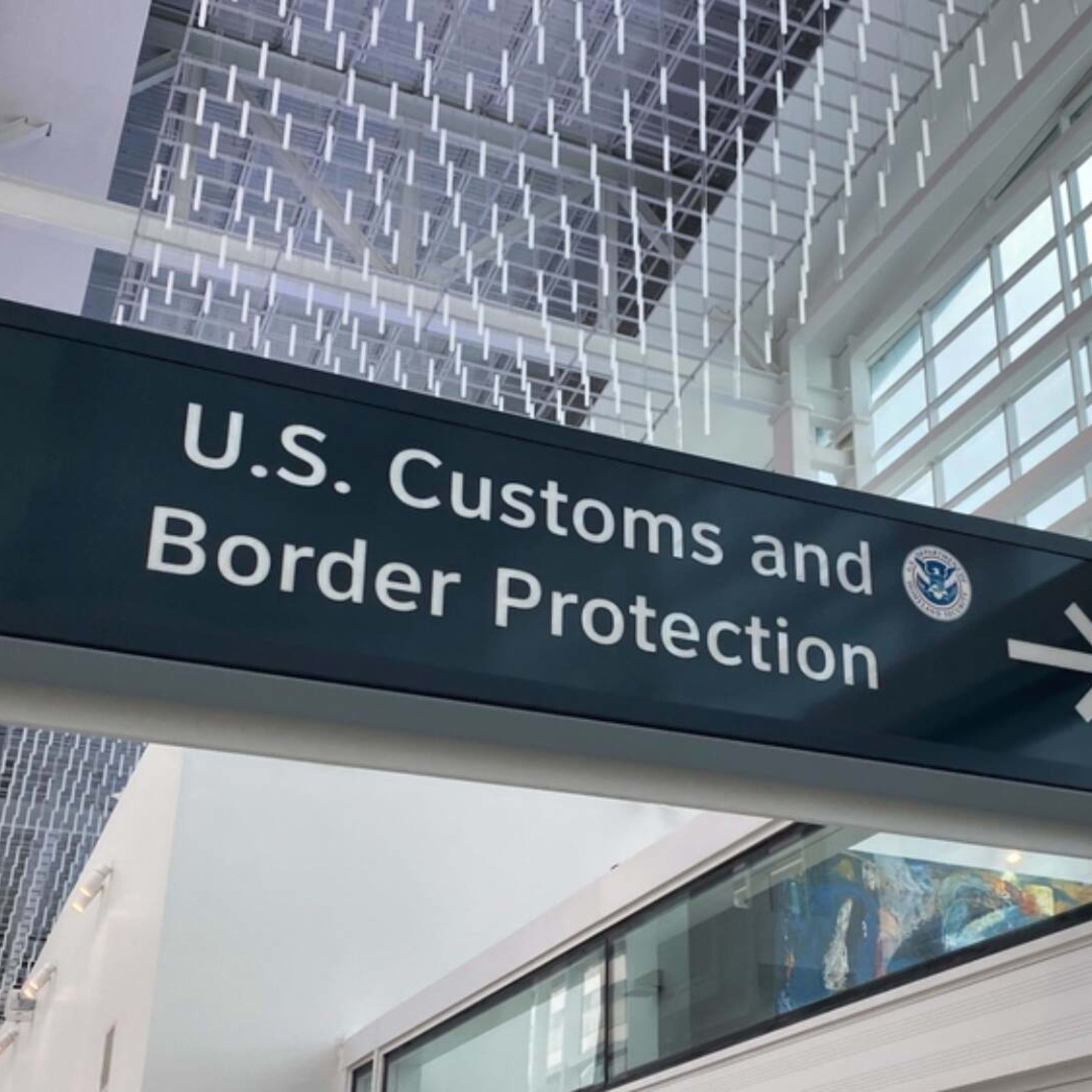 Amazon quietly drops popular free shipping perk right before holidays ...