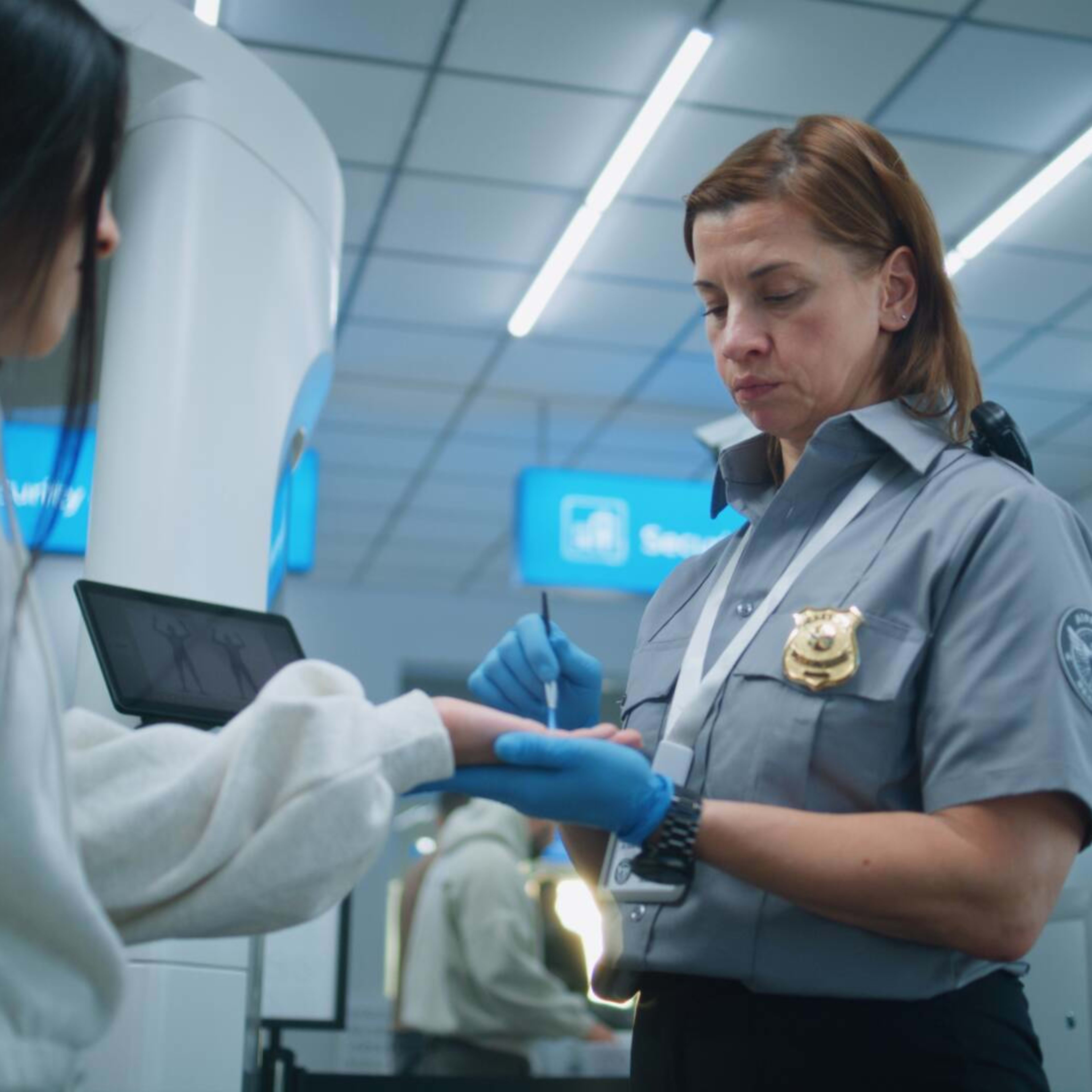 TSA wait times over 60 minutes at these airports - TheStreet