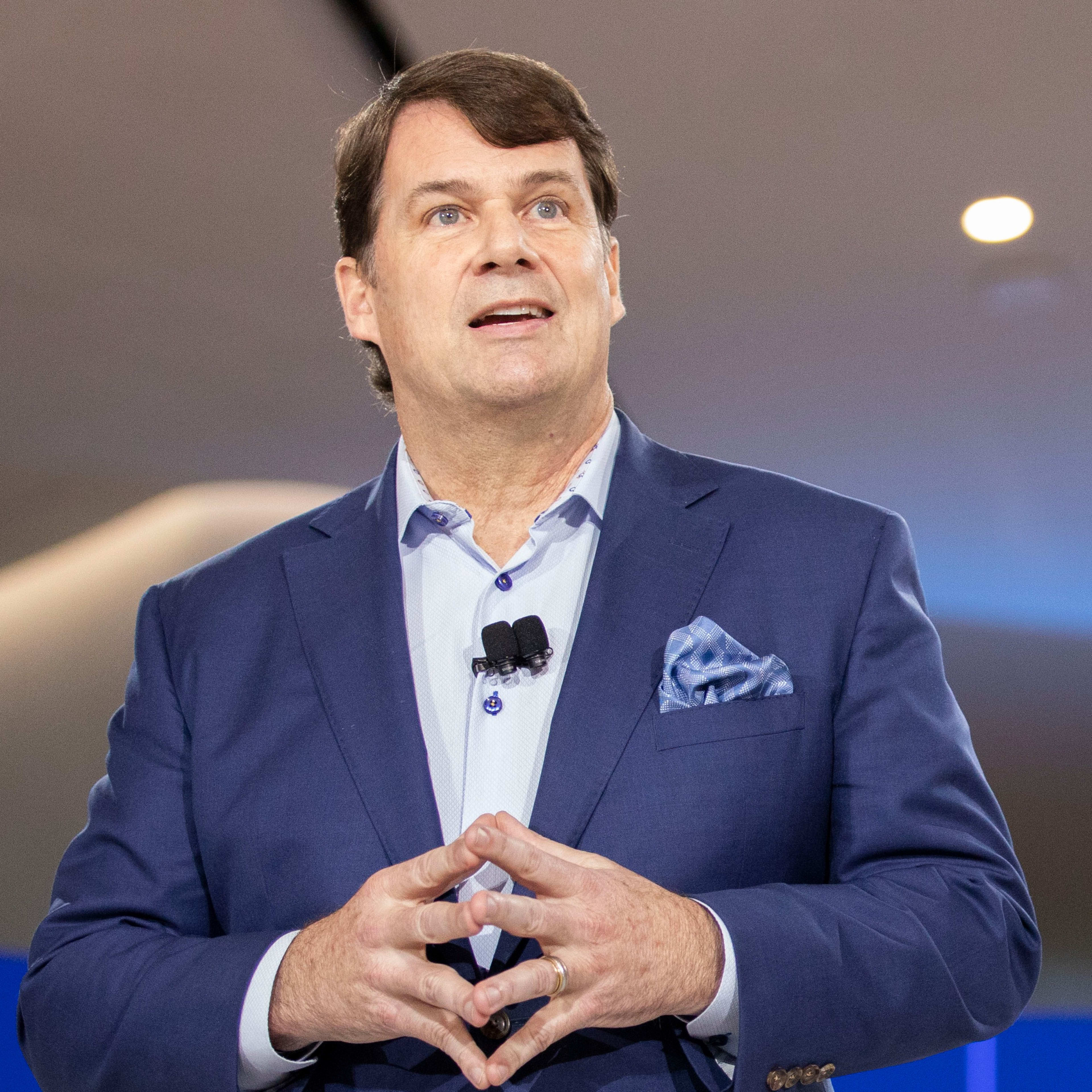 Ford CEO Farley considers drastic decision after $1.4 billion loss ...