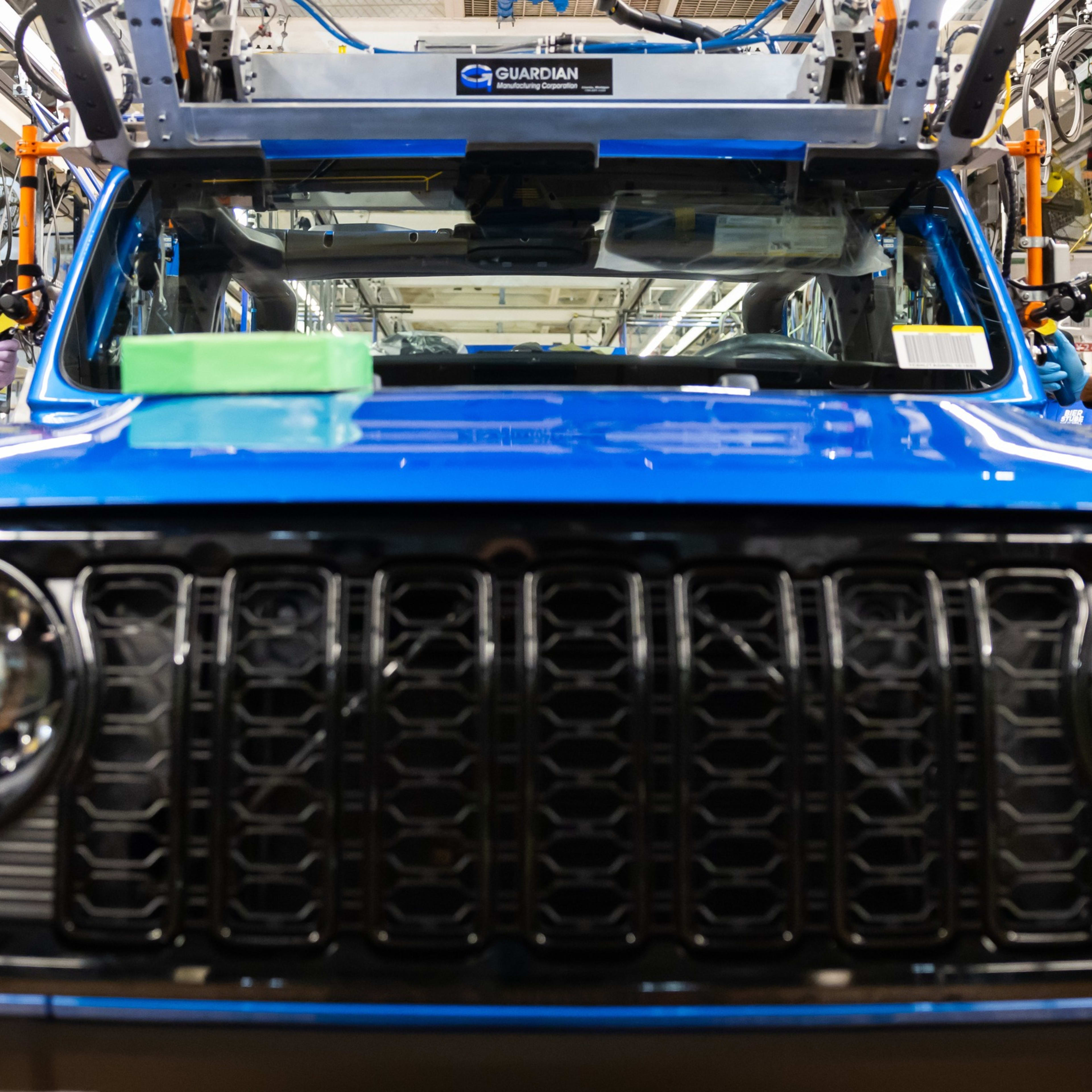 Jeep, Dodge nightmare is far from over after CEO shakeup - TheStreet